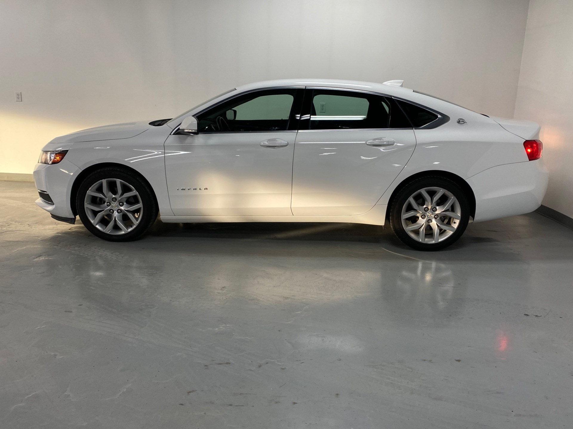 Used 2017 Summit White Chevrolet Impala LT V6 LT For Sale (Sold ...