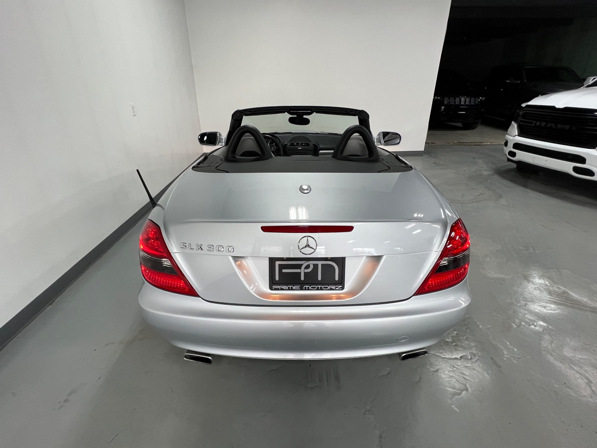 Used 2009 Iridium Silver Metallic Mercedes-Benz SLK 300 2DR CONVERTIBLE ...