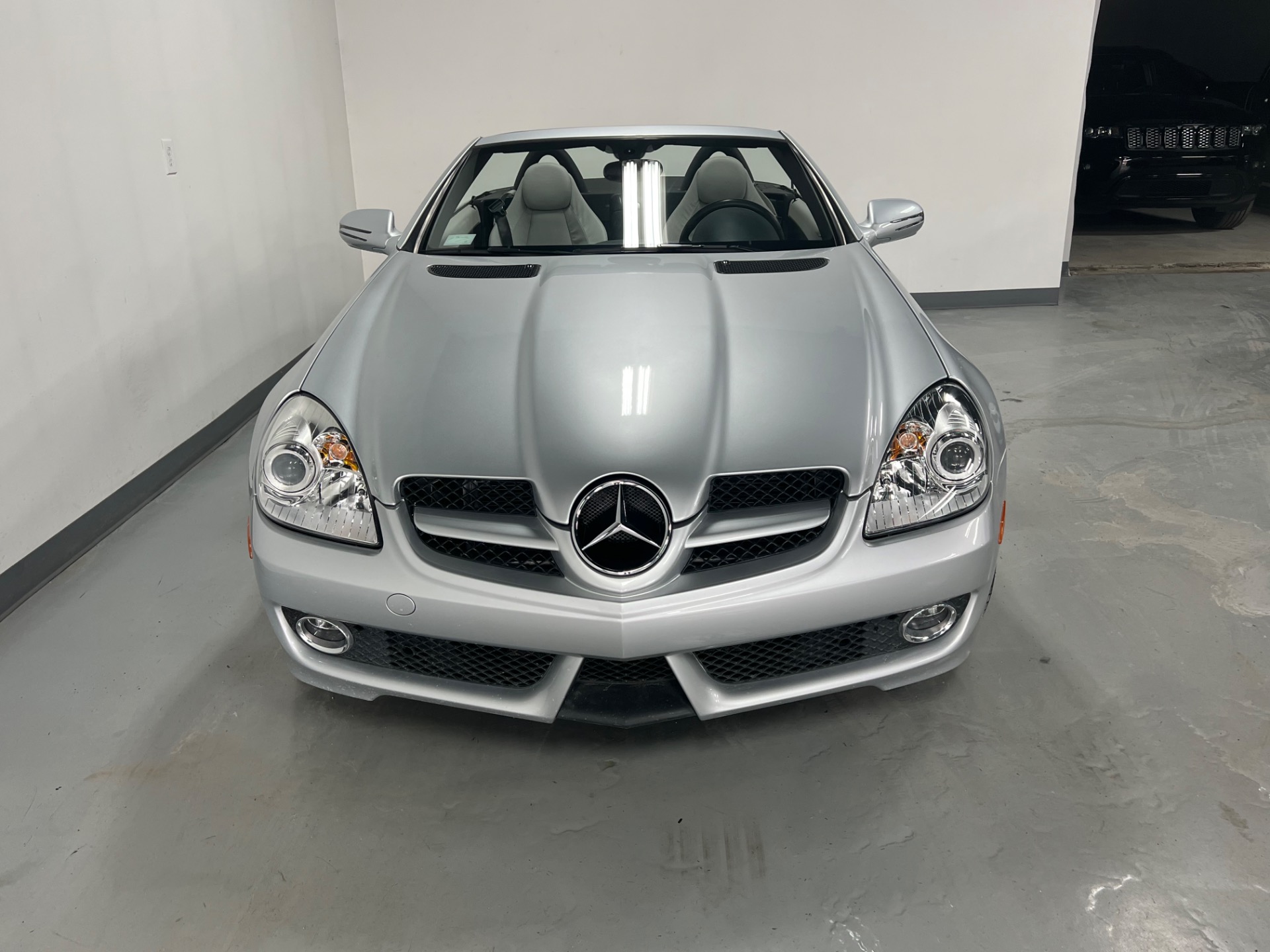 Used 2009 Iridium Silver Metallic Mercedes-Benz SLK 300 2DR CONVERTIBLE ...