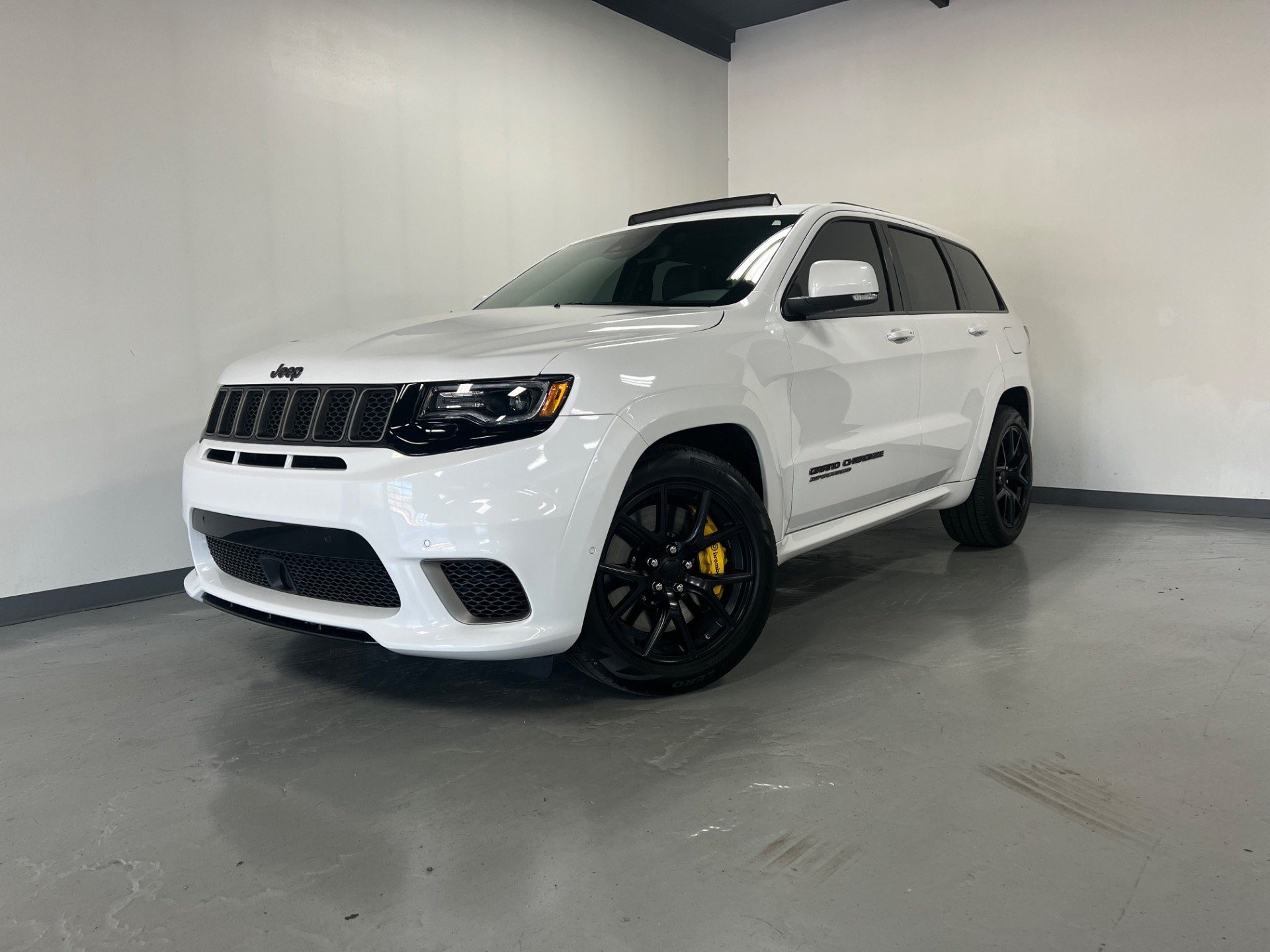 Used 2021 Bright White Clear Coat Jeep Grand Cherokee, 51% OFF