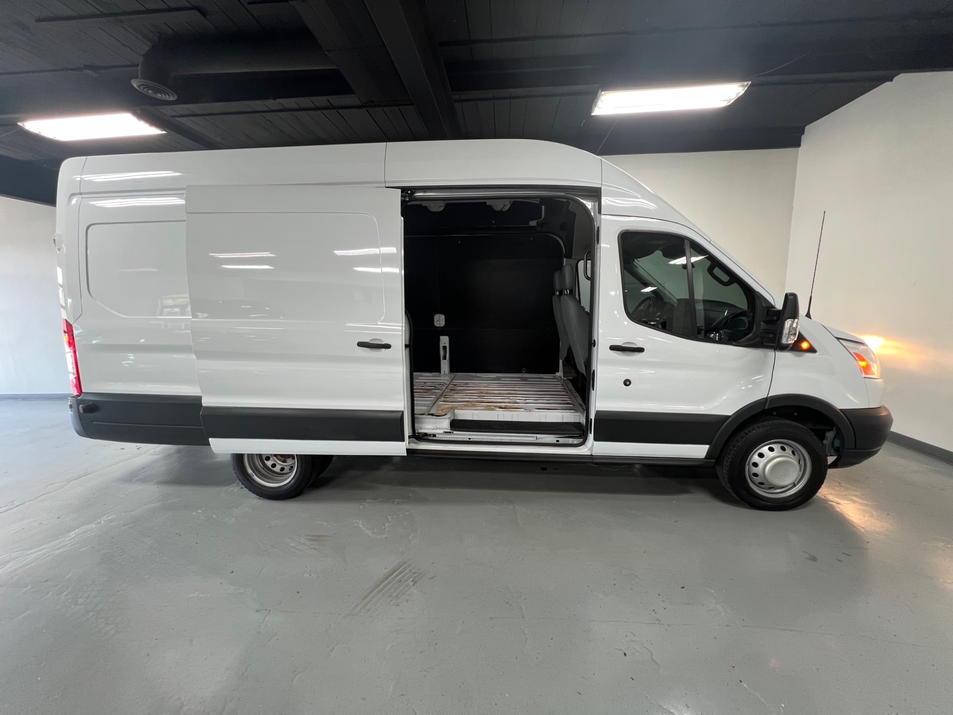 Used 2017 Oxford White Ford Transit Cargo T 350HD DUALLY extended high ...