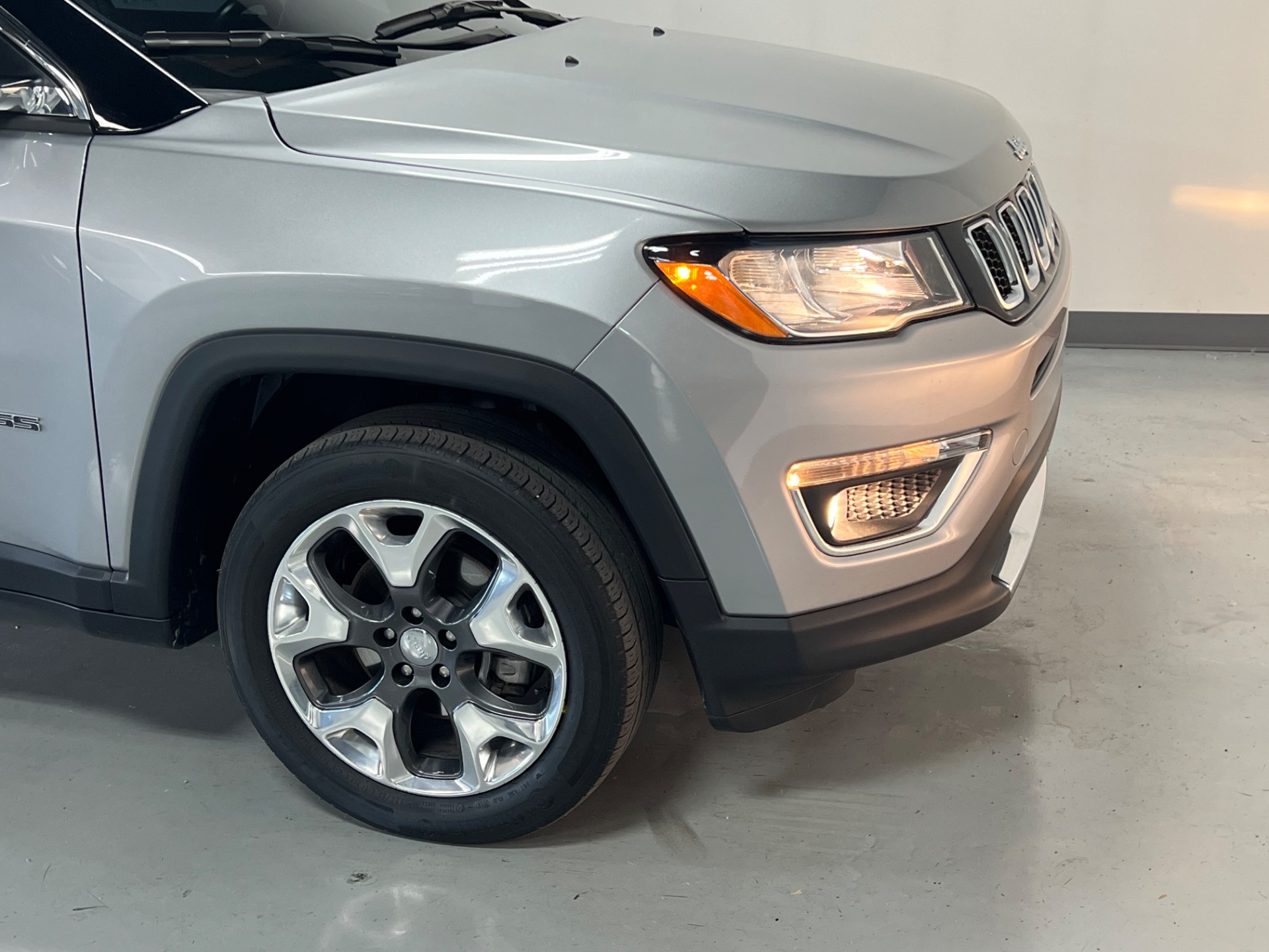 Used 2020 Billet Silver Metallic Clear Coat Jeep Compass limited 4x4 ...