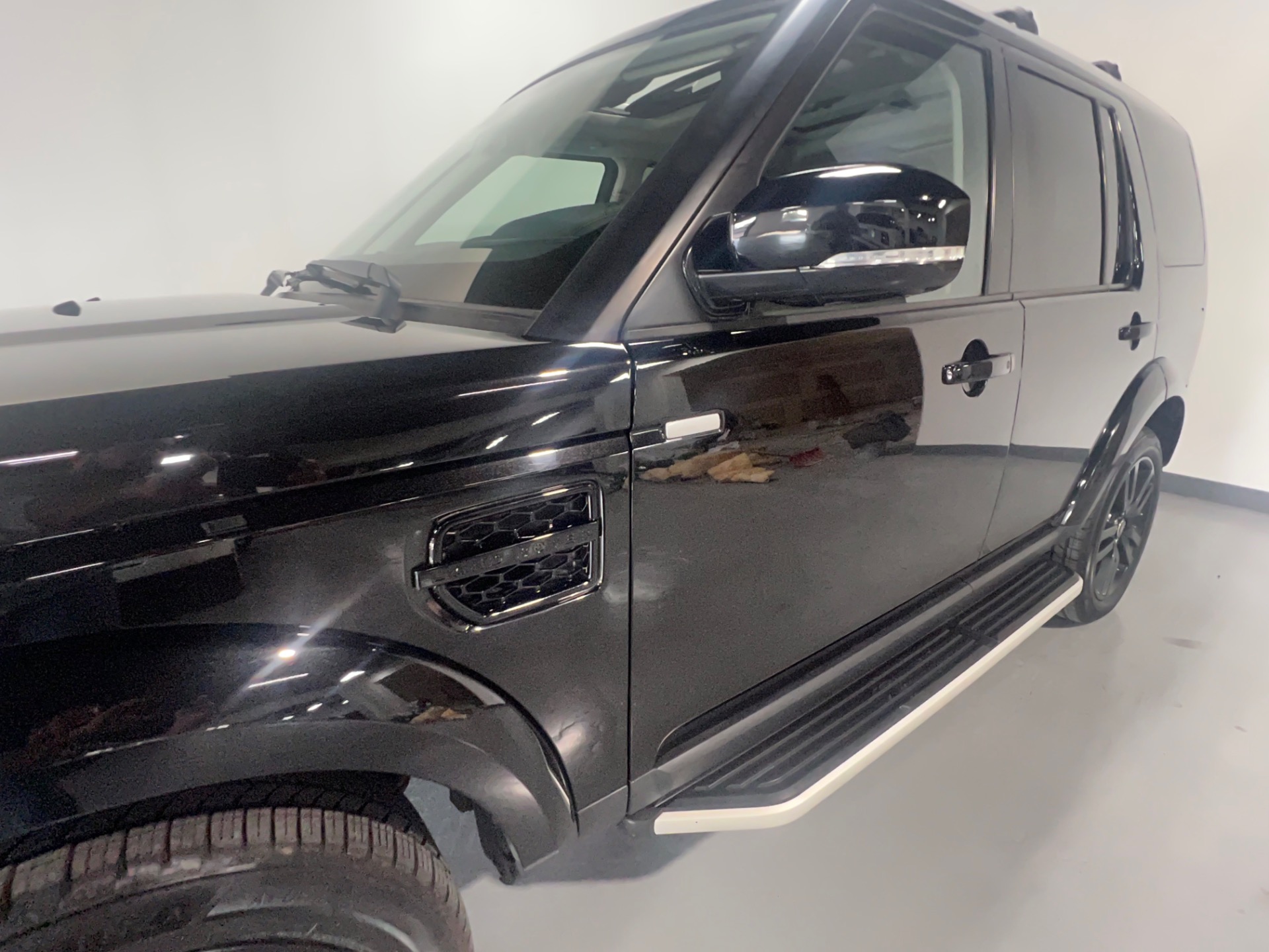 Used 2016 Santorini Black Metallic Land Rover LR4 HSE LUX LANDMARK EDT ...
