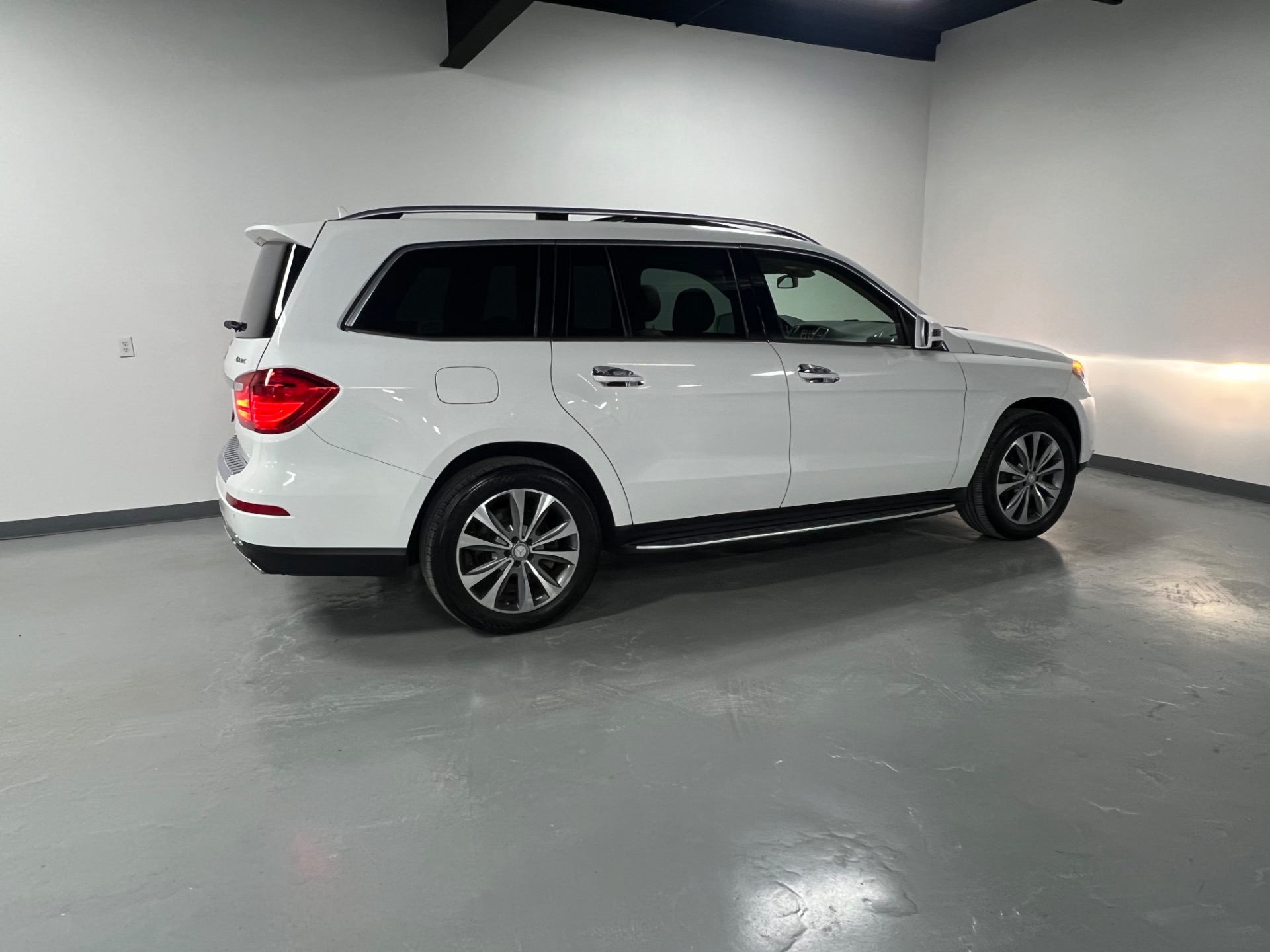 Used 2015 Polar White Mercedes-Benz GL-Class GL450 AWD GL 450 4MATIC ...