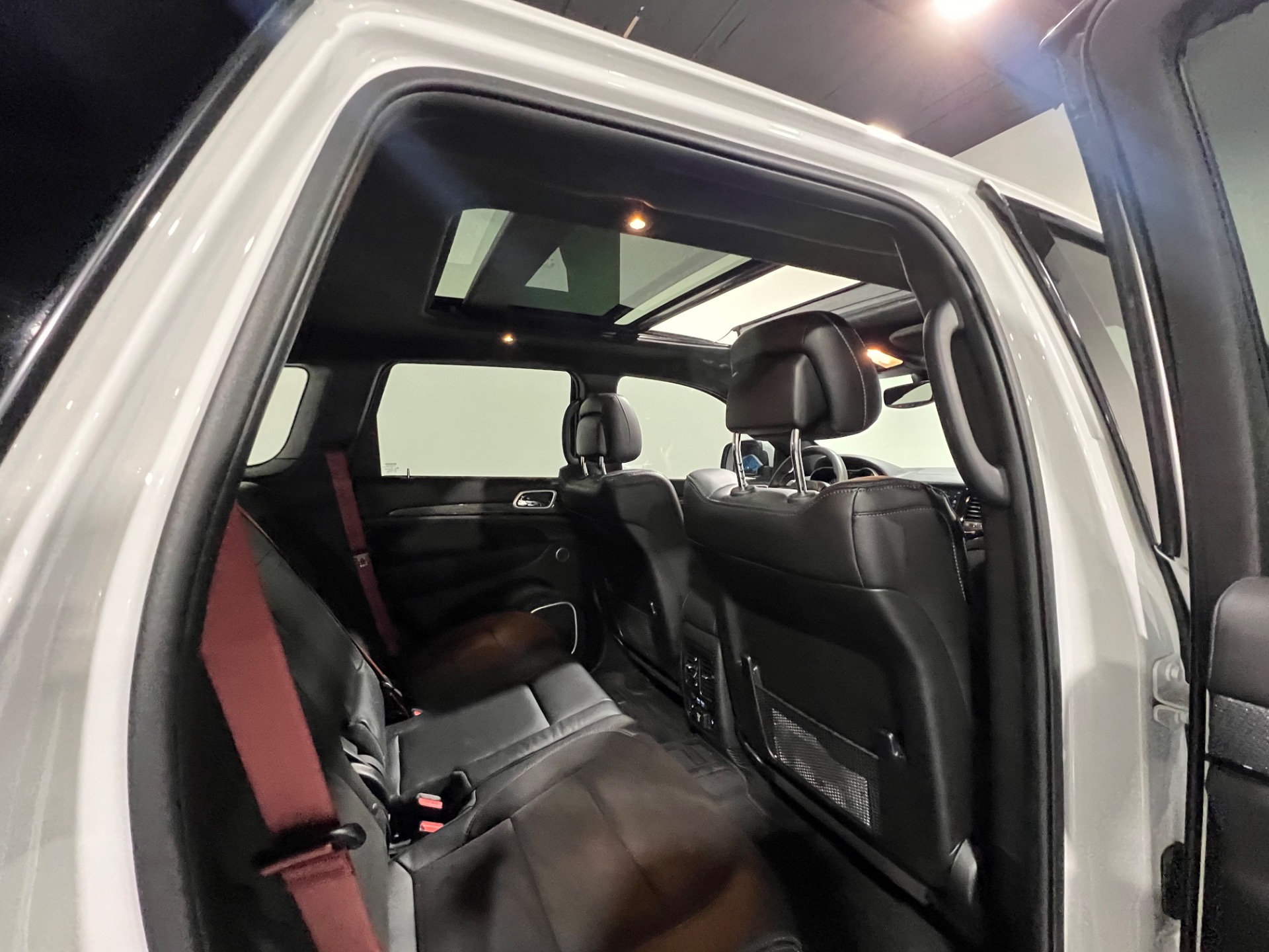 Used 2021 Bright White Clear Coat Jeep Grand Cherokee trackhawk pano ...
