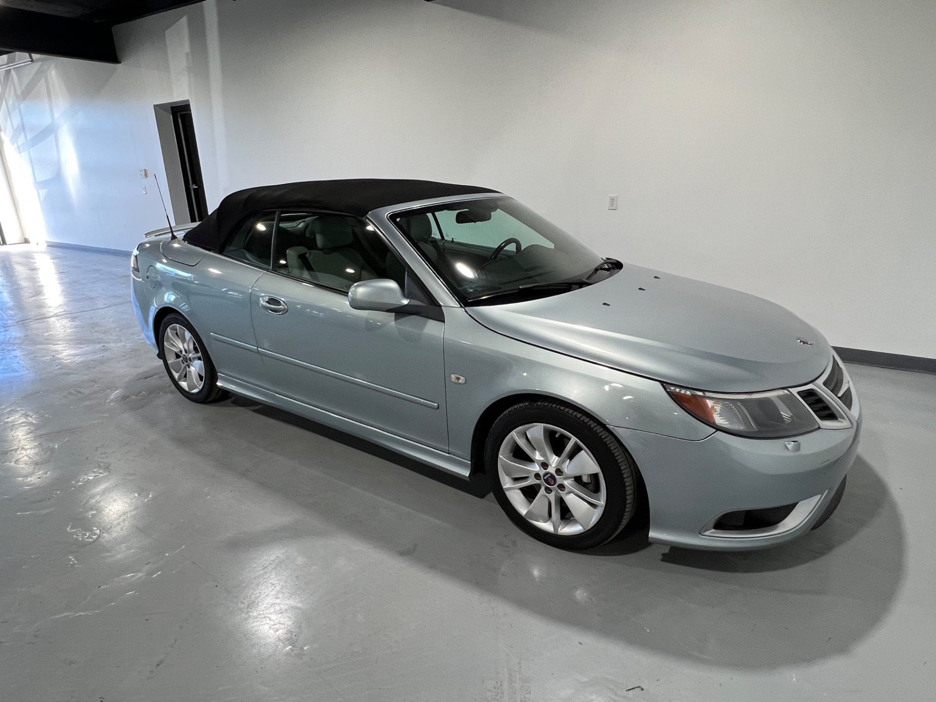 Used 2011 Glacier Silver Metallic Saab 9-3 convertible AERO Aero For ...