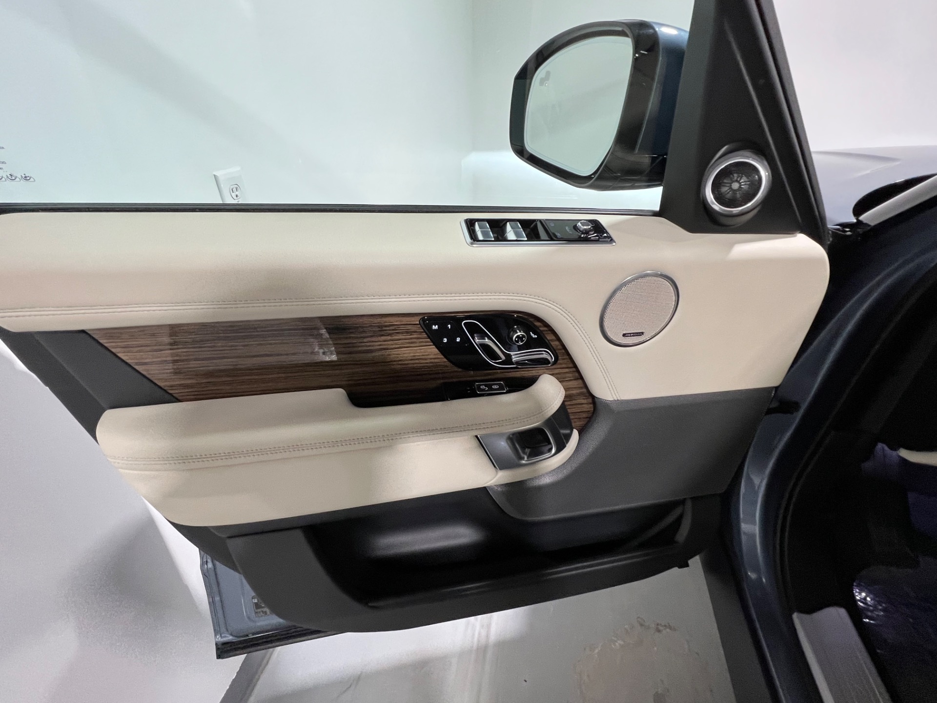 Used 2019 Byron Blue Metallic Land Rover Range Rover AWD For Sale (Sold ...