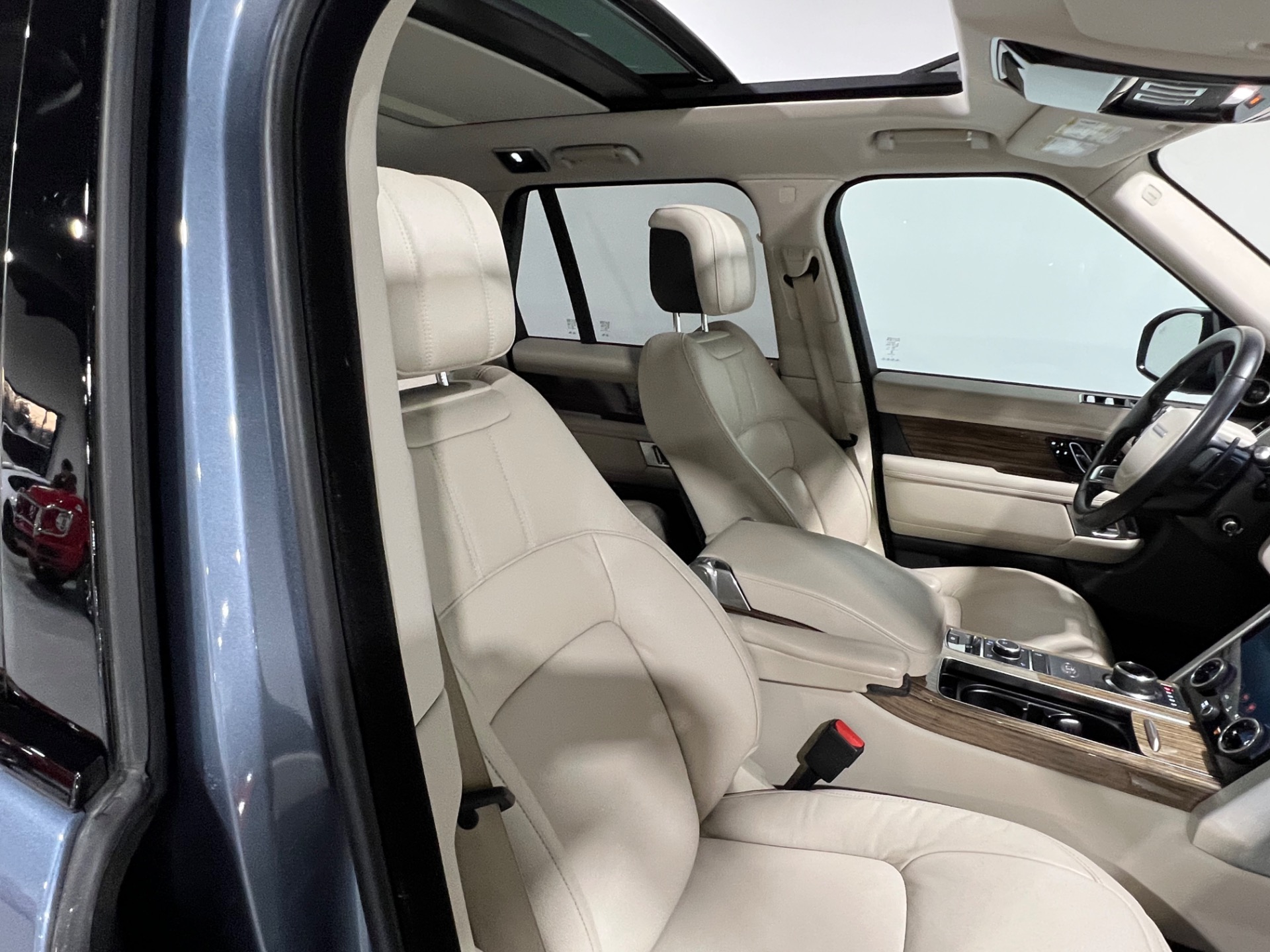 Used 2019 Byron Blue Metallic Land Rover Range Rover AWD For Sale (Sold ...