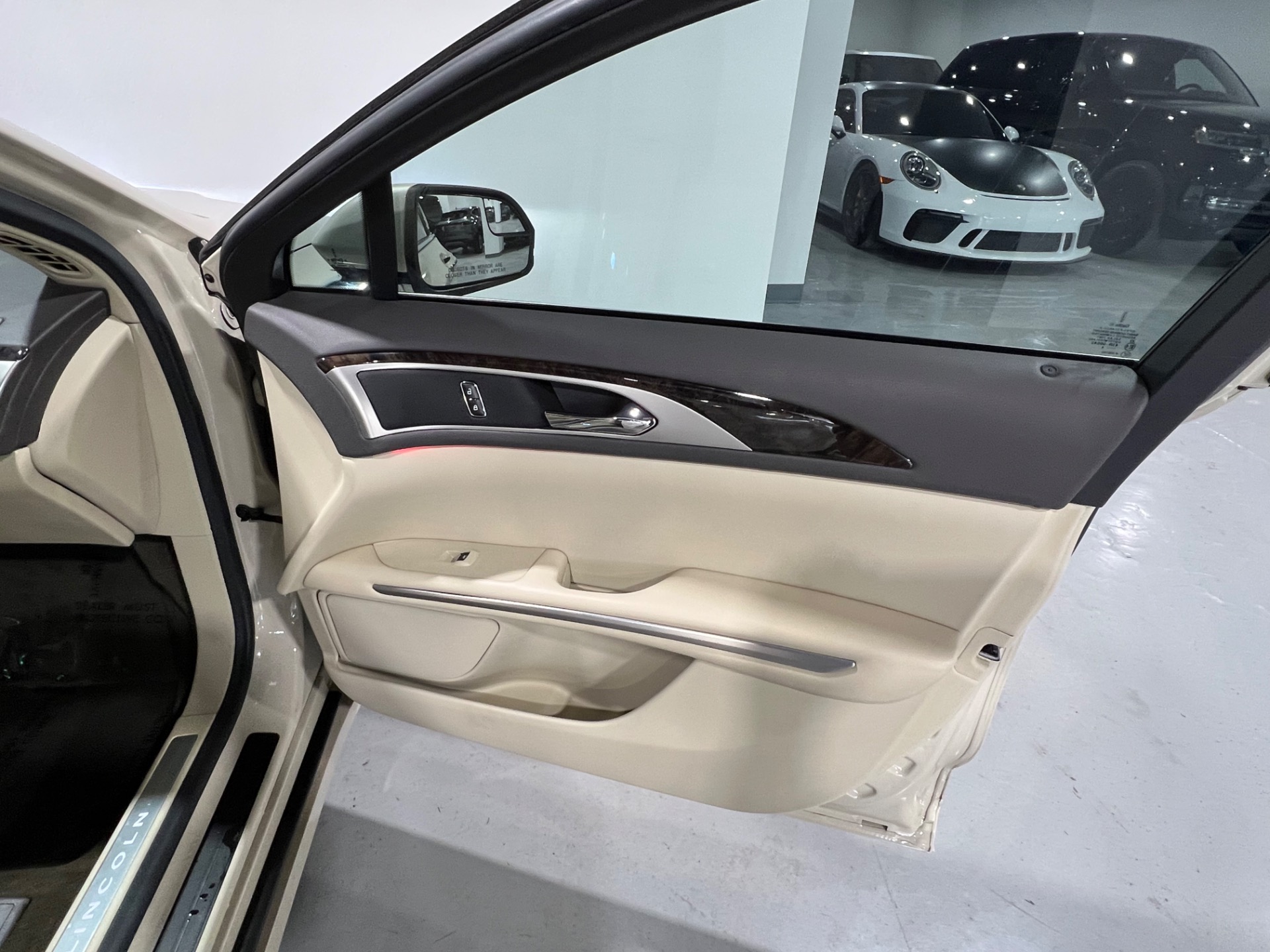 Used 2015 Bronze Fire Metallic Tinted Clearcoat Lincoln MKZ 4DR SEDAN ...
