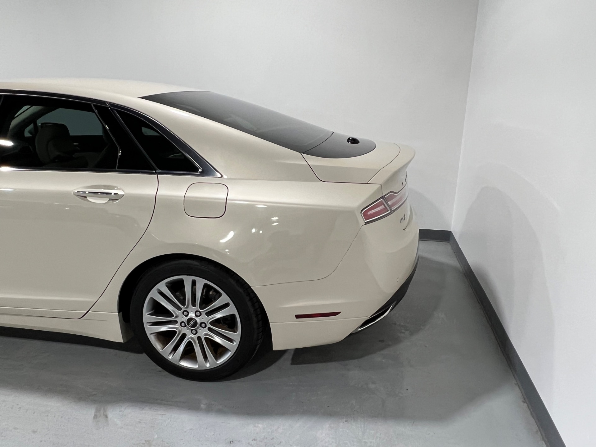 Used 2015 Bronze Fire Metallic Tinted Clearcoat Lincoln MKZ 4DR SEDAN ...