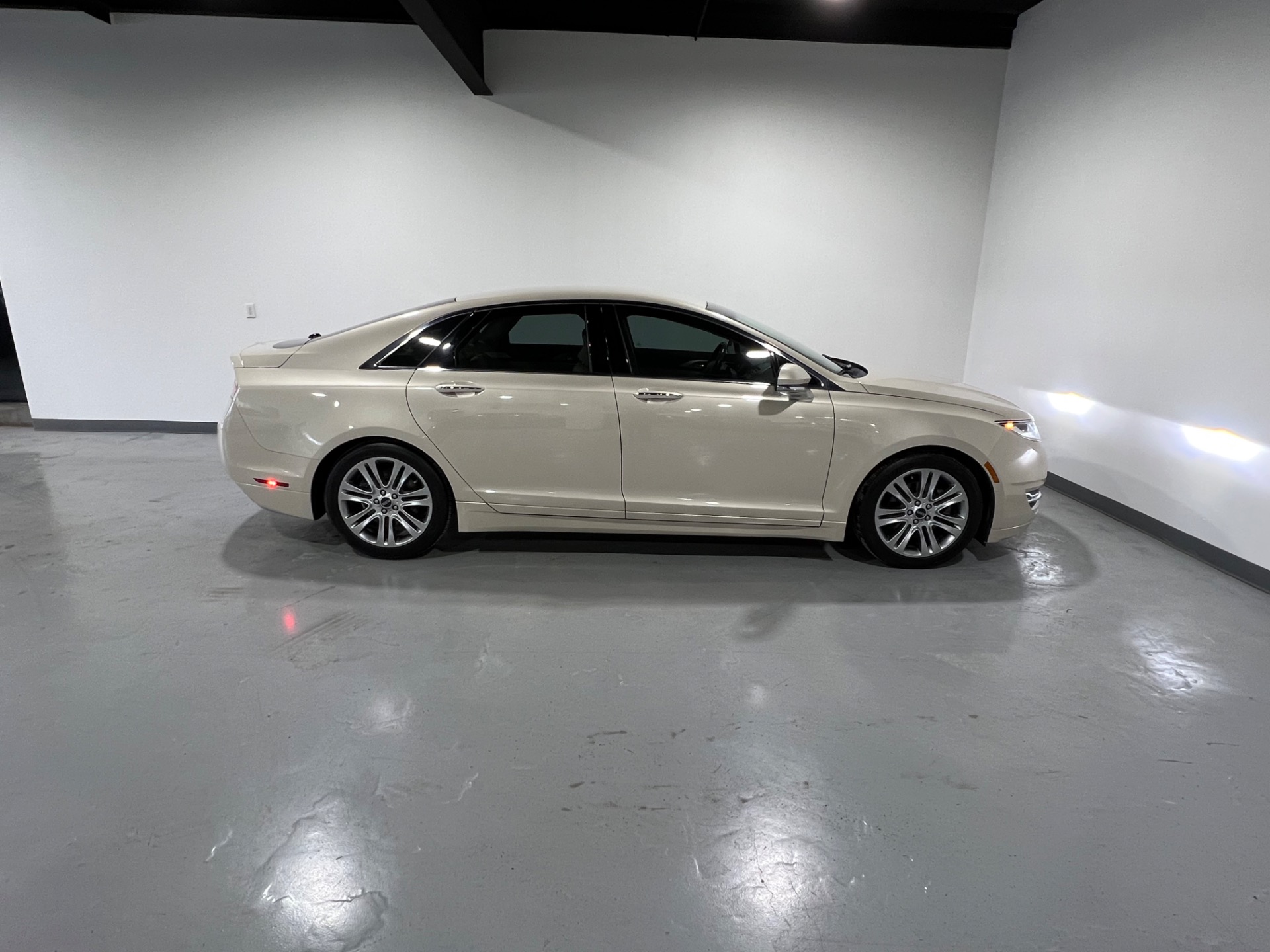 Used 2015 Bronze Fire Metallic Tinted Clearcoat Lincoln MKZ 4DR SEDAN ...