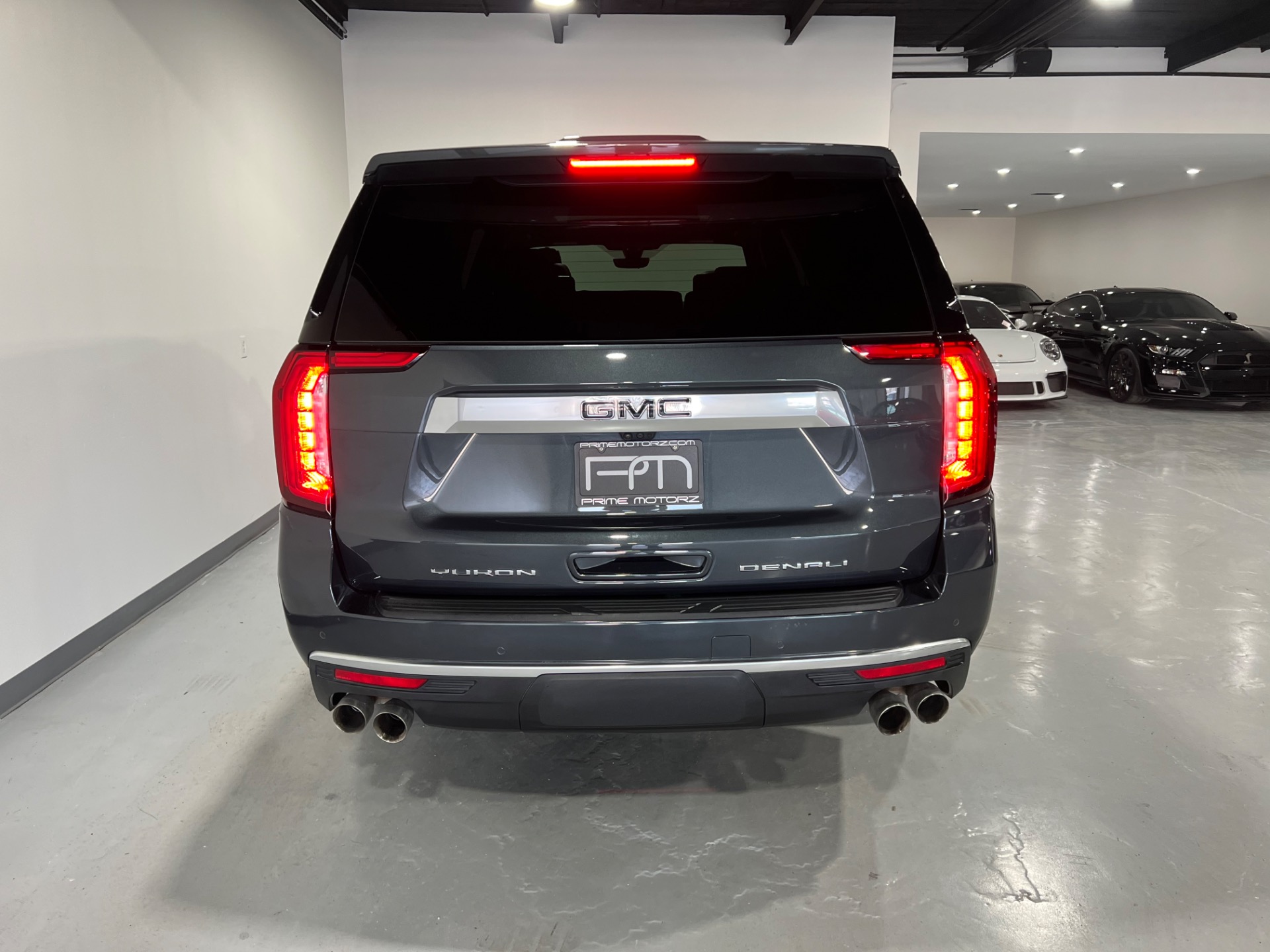 Used 2021 Hunter Metallic GMC Yukon XL DENALI 4WD Denali For Sale (Sold ...