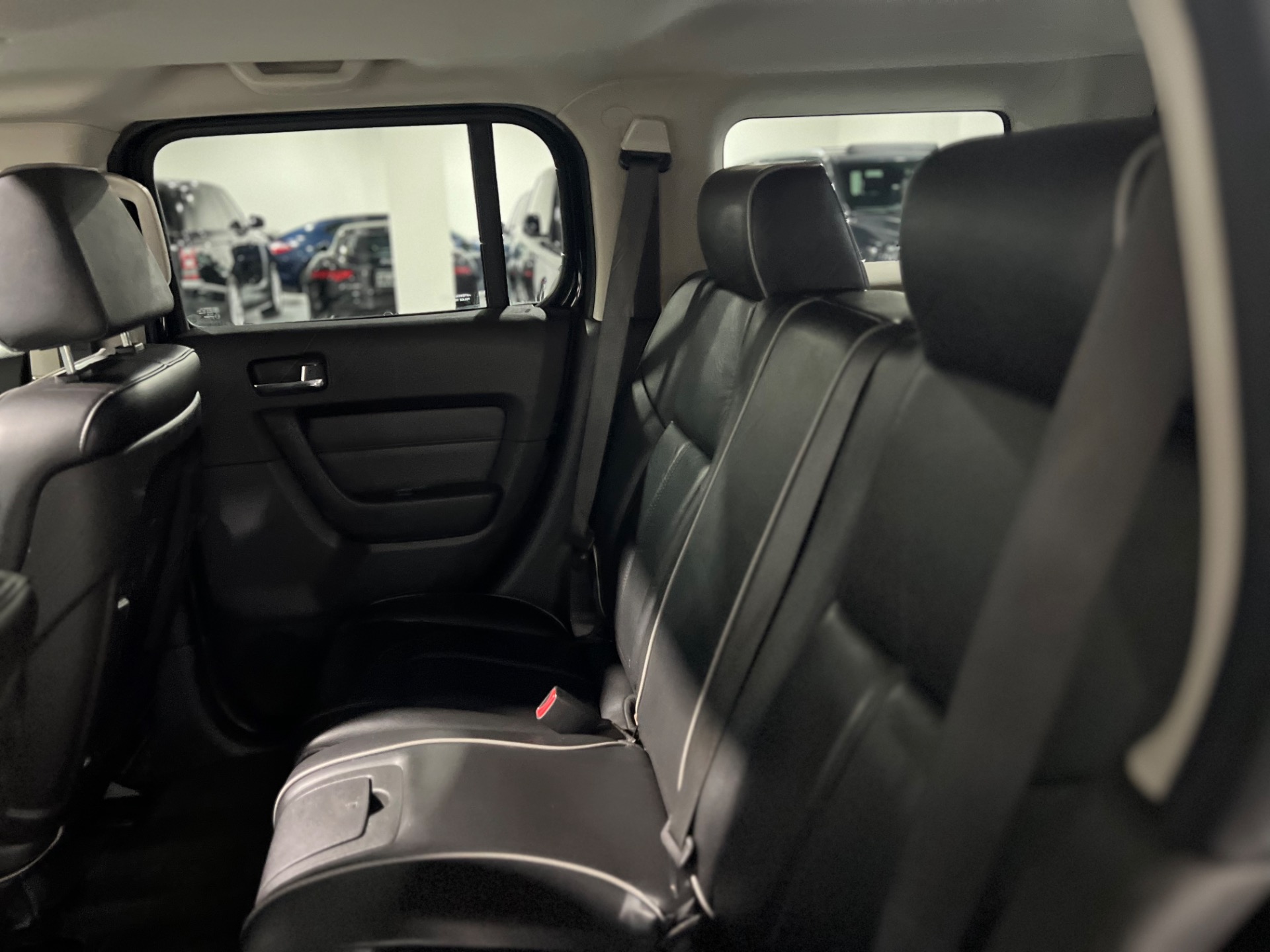 Hummer H3 Alpha Interior