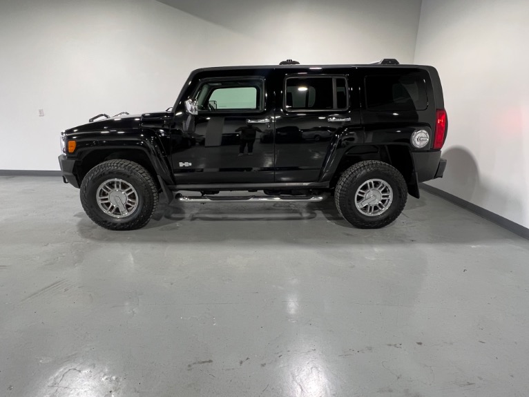 Hummer H3 Alpha Black