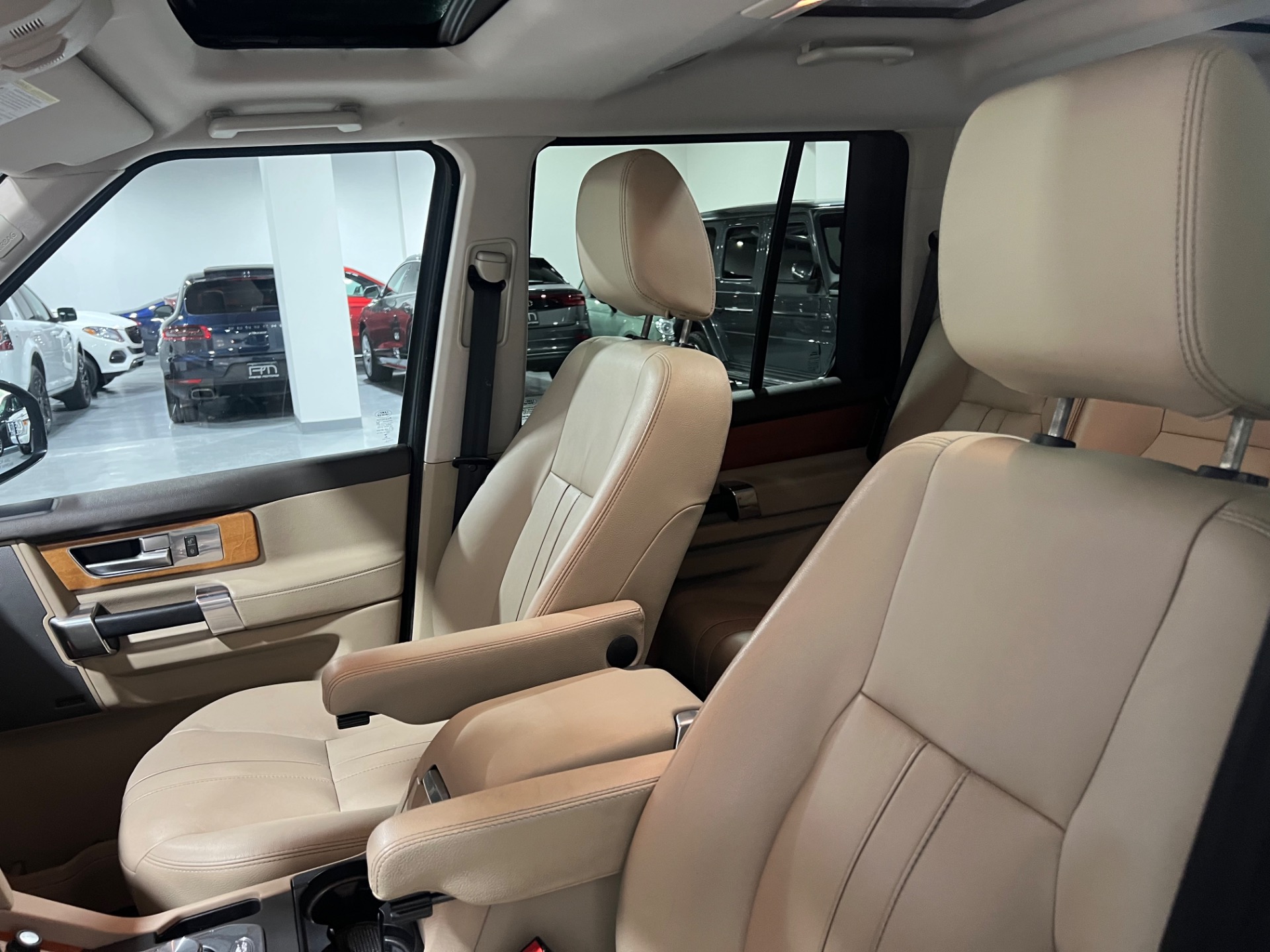 Used 2015 Kaikoura Stone Metallic Land Rover LR4 hse awd HSE For Sale ...