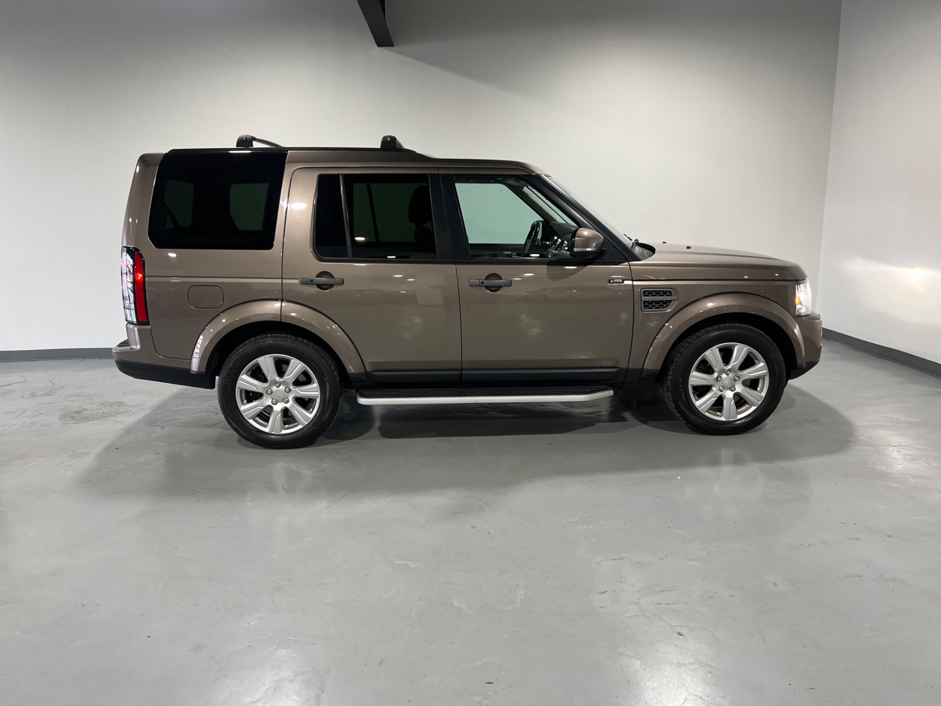 Used 2015 Kaikoura Stone Metallic Land Rover LR4 hse awd HSE For Sale ...