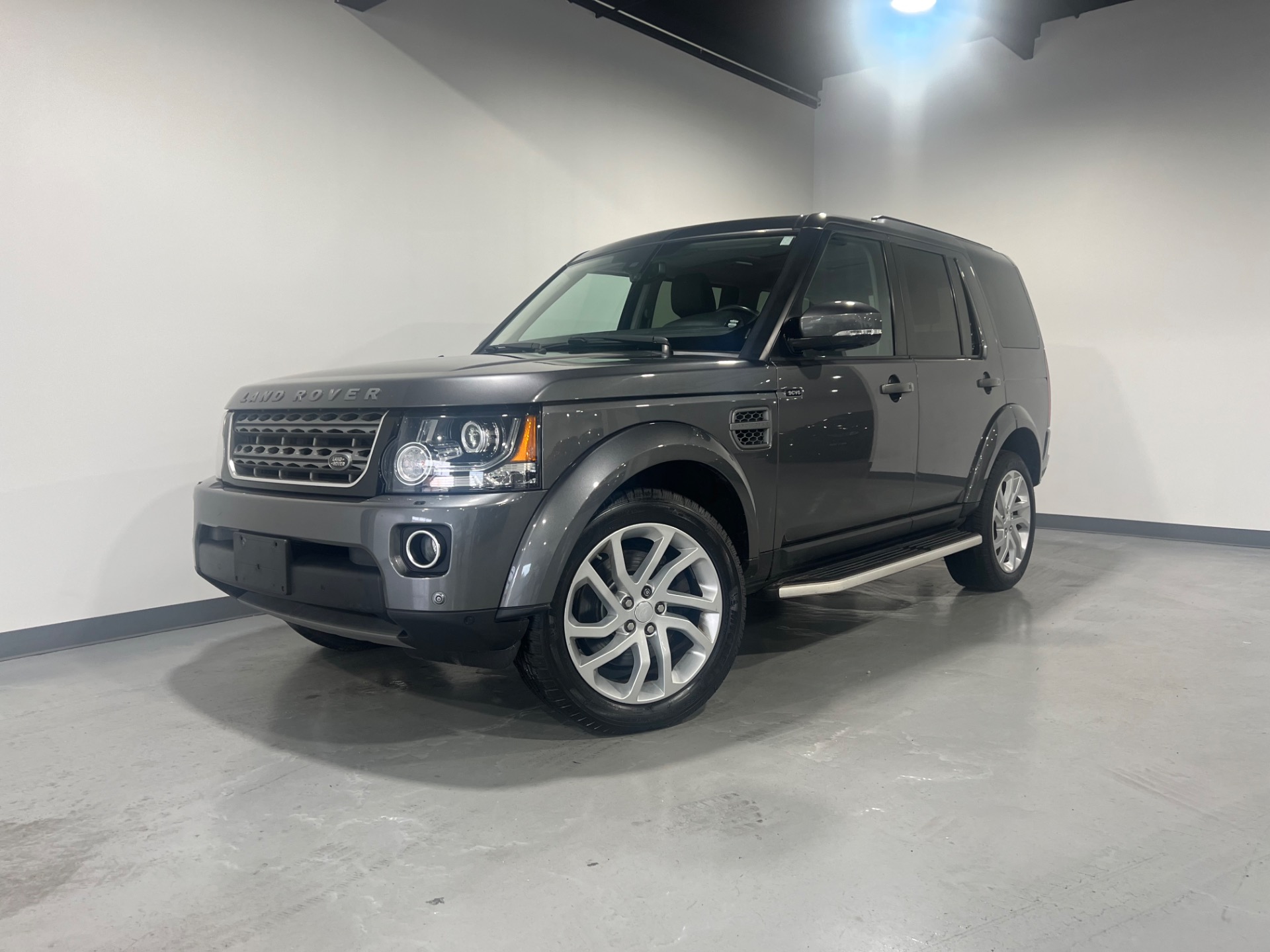 Used 2016 Corris Grey Metallic Land Rover LR4 Silver Edition Package ...