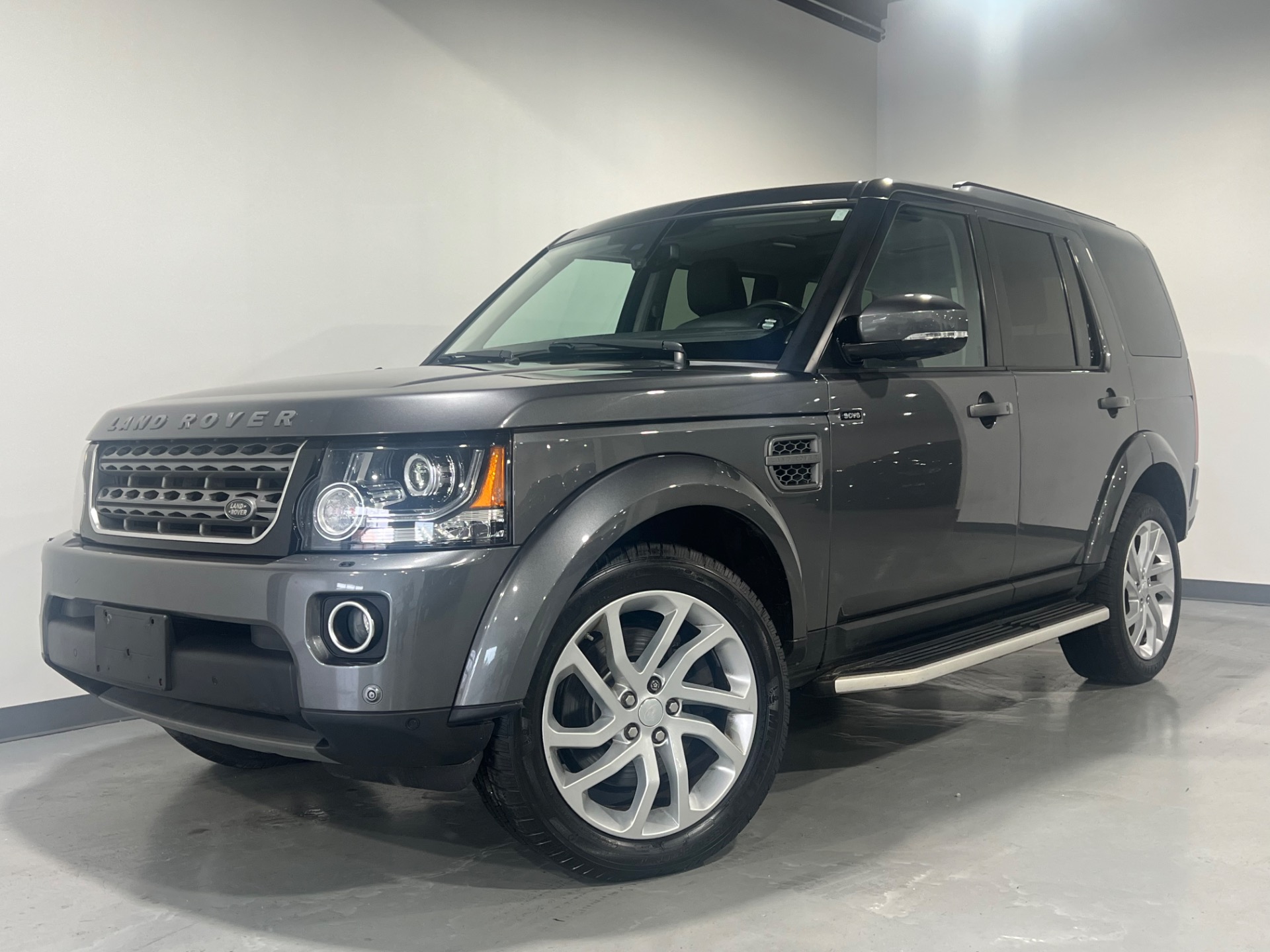 Used 2016 Corris Grey Metallic Land Rover LR4 Silver Edition Package ...