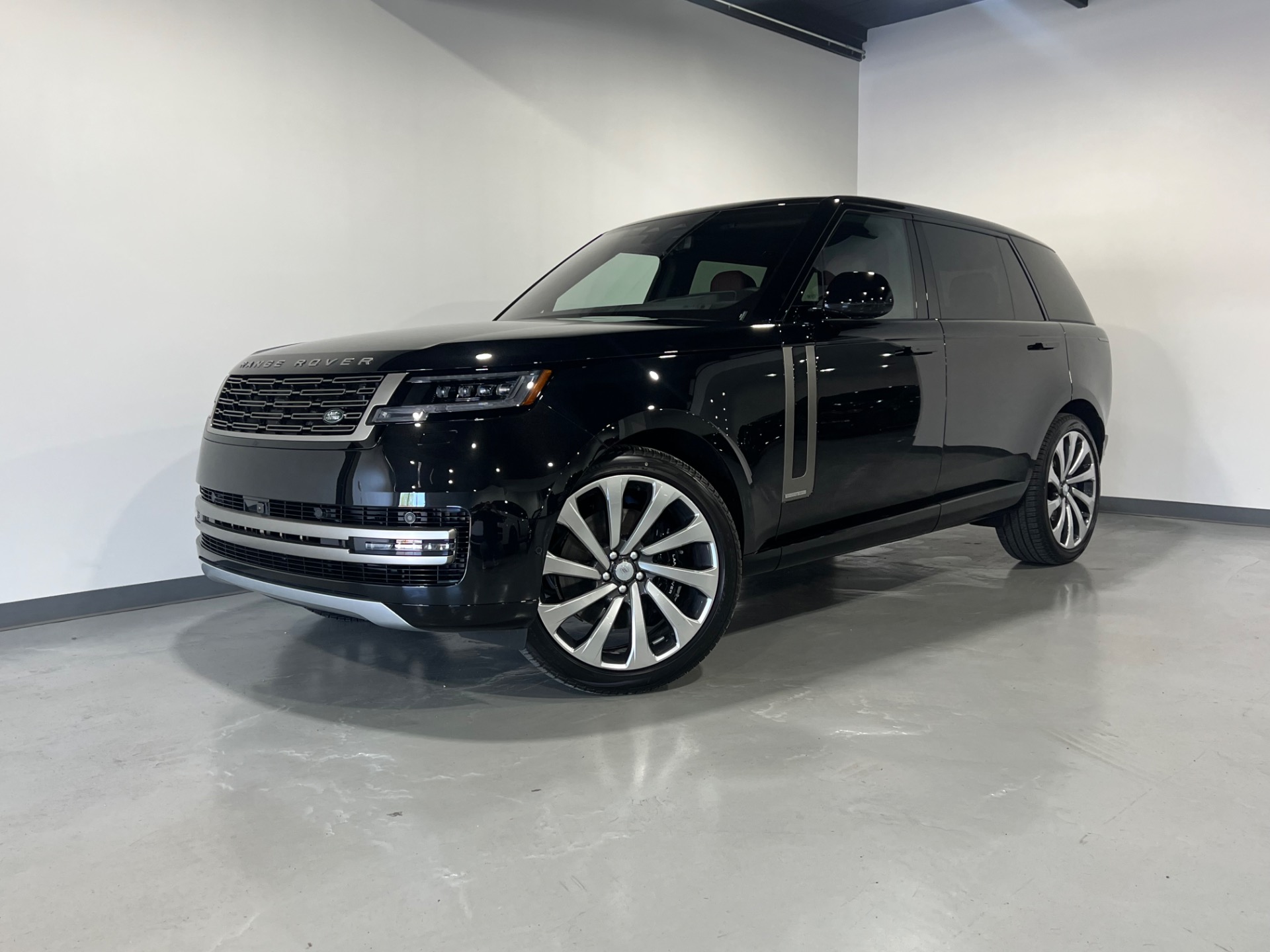 Used 2023 Santorini Black Metallic Land Rover Range Rover P530 ...