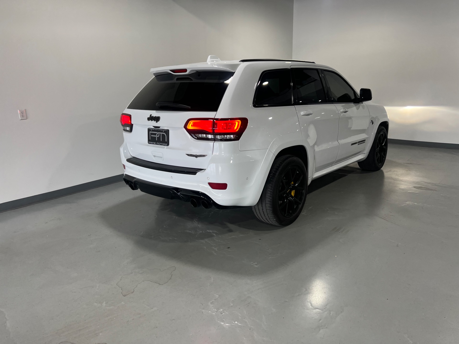 Used 2021 Bright White Clear Coat Jeep Grand Cherokee TRACKHAWK SUPERCHARGED 4X4 SUV Trackhawk ...