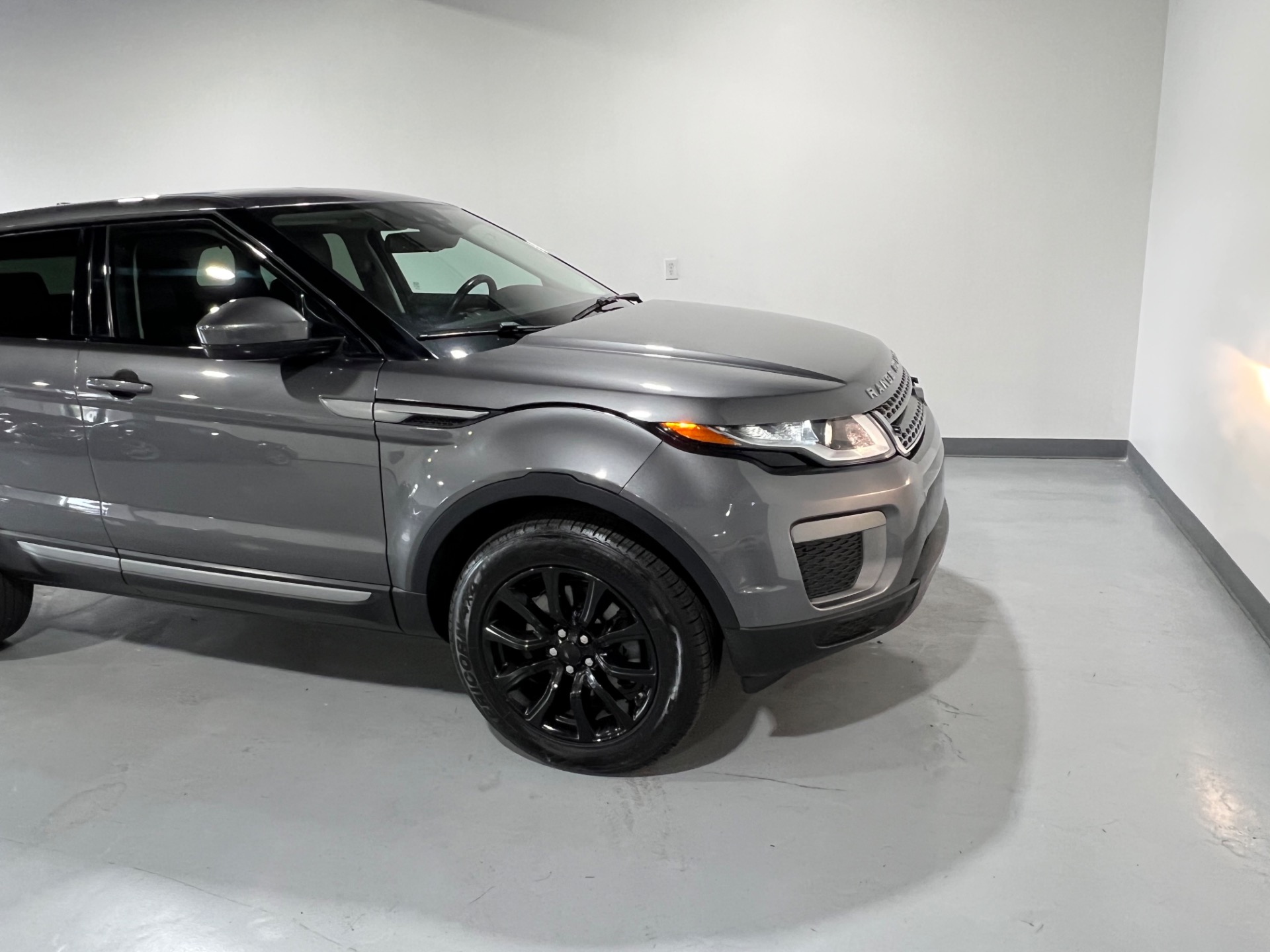 Used 2017 Corris Grey Metallic Land Rover Range Rover Evoque AWD SE For ...