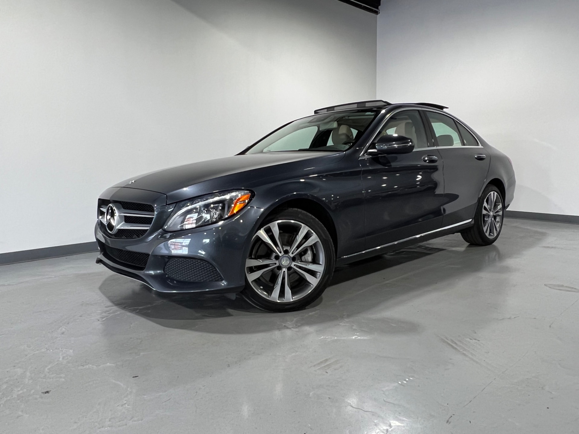 Sitemapcdatahttpsthereferenznet2016 Mercedes Benz C300 4matic Sedan