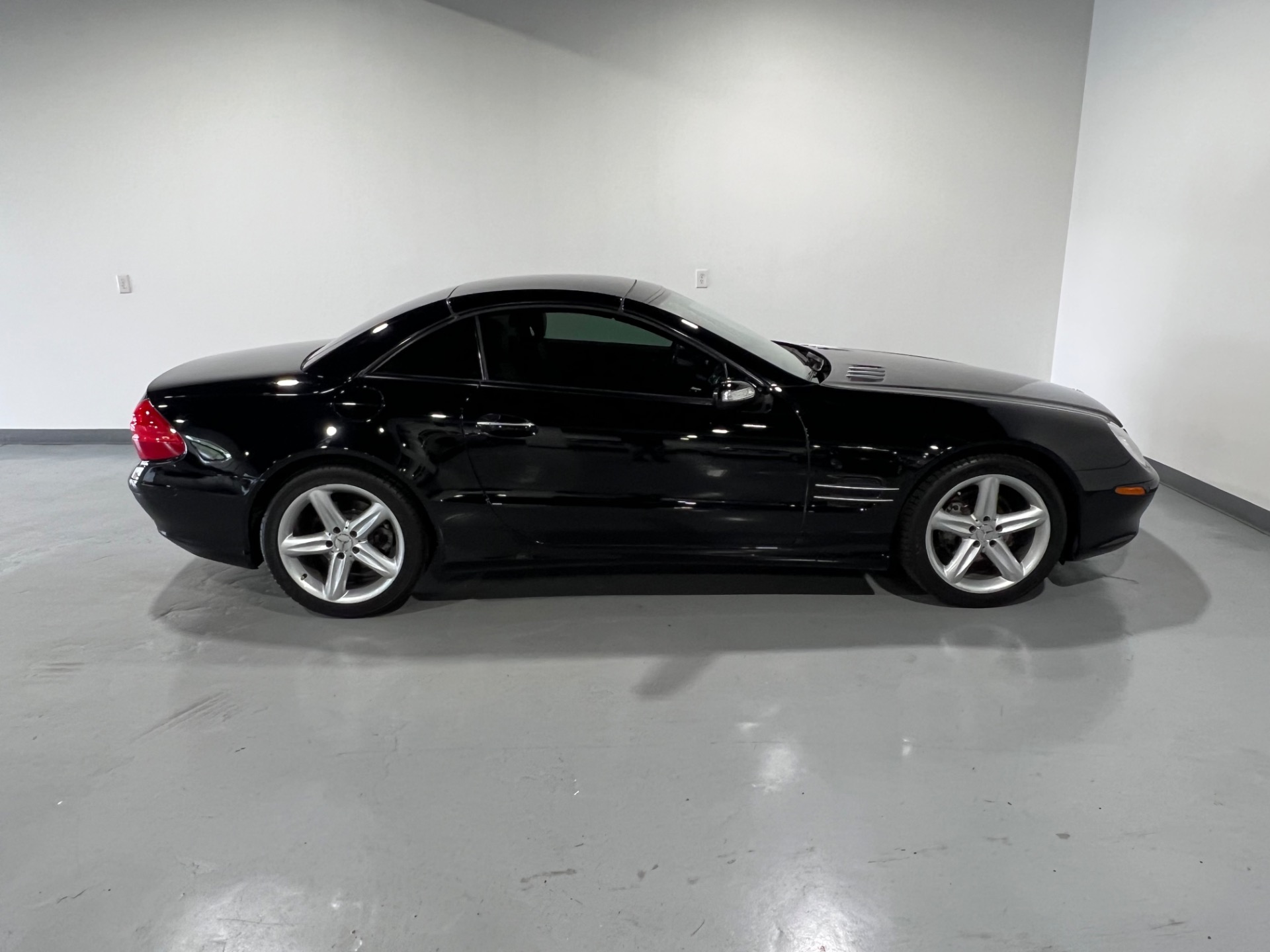 Used 2005 Black Mercedes-Benz SL-Class SL500 SL 500 For Sale (Sold ...