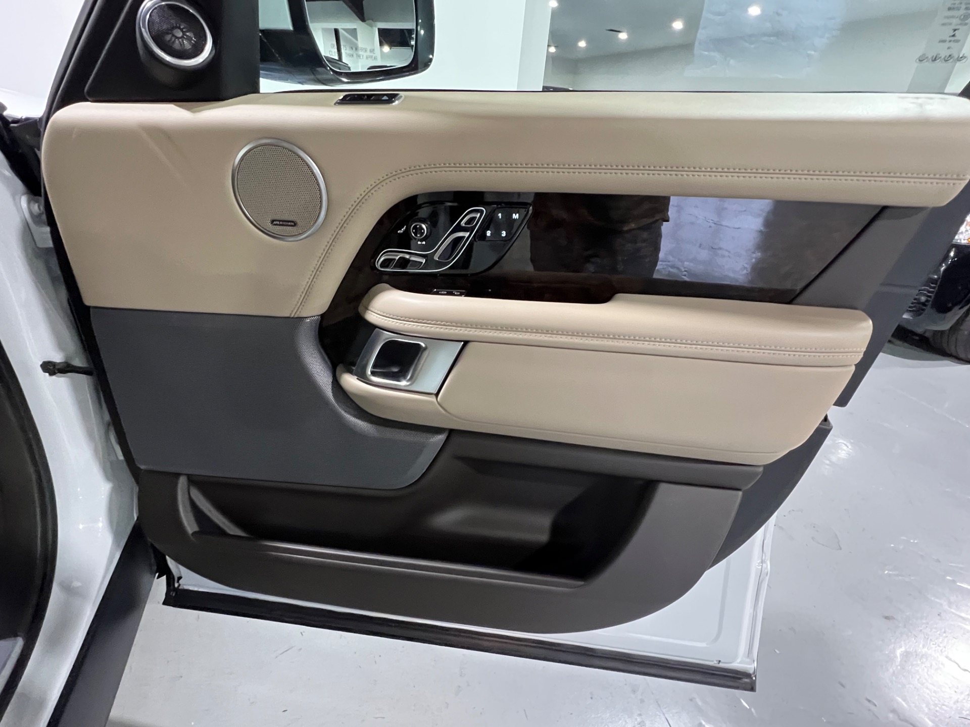 Used 2019 Fuji White Land Rover Range Rover SUPERCHARGED V8 518HP AWD ...