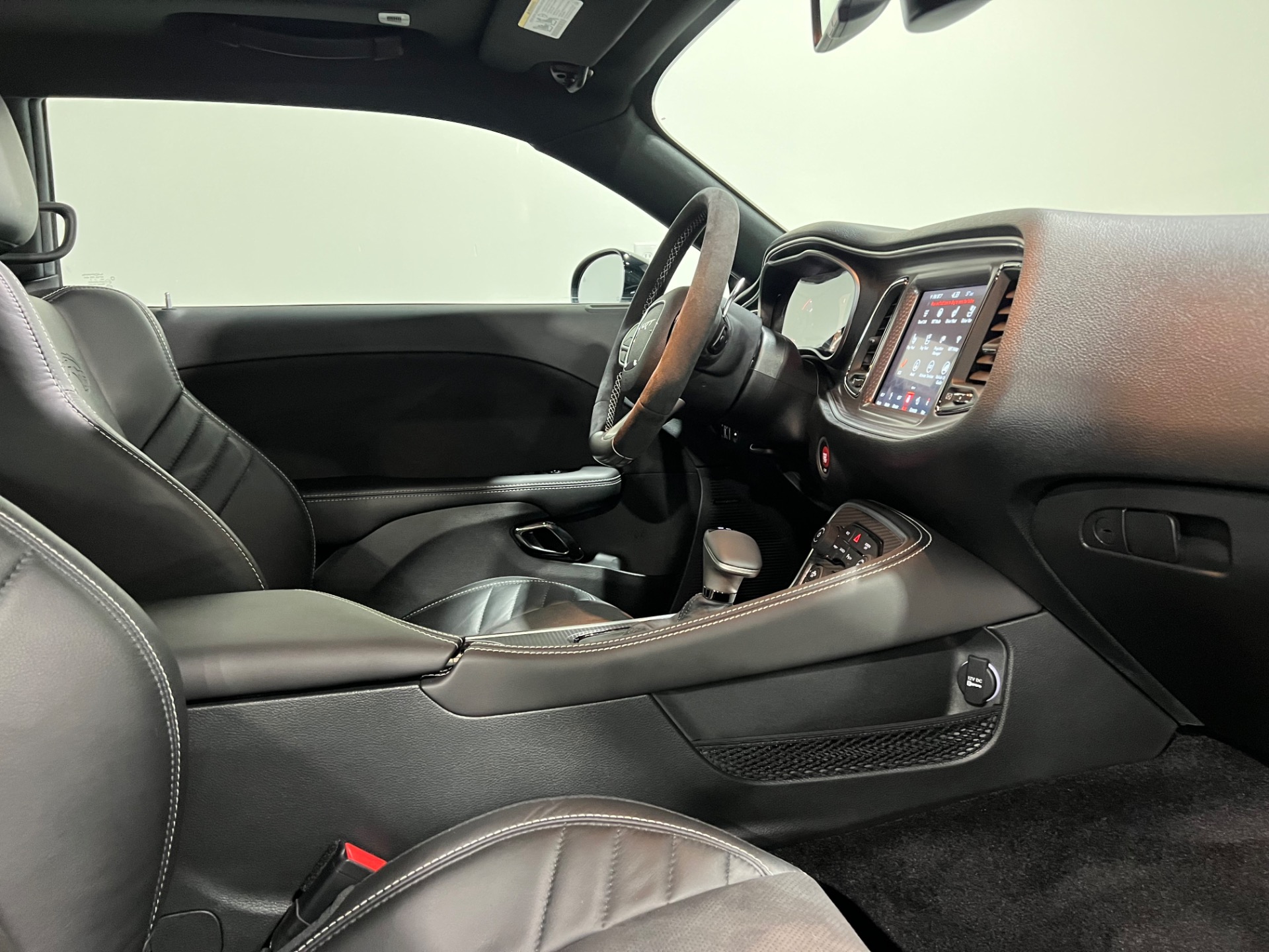 Used 2019 Pitch Black Clear Coat Dodge Challenger SRT HELLCAT REDEYE ...