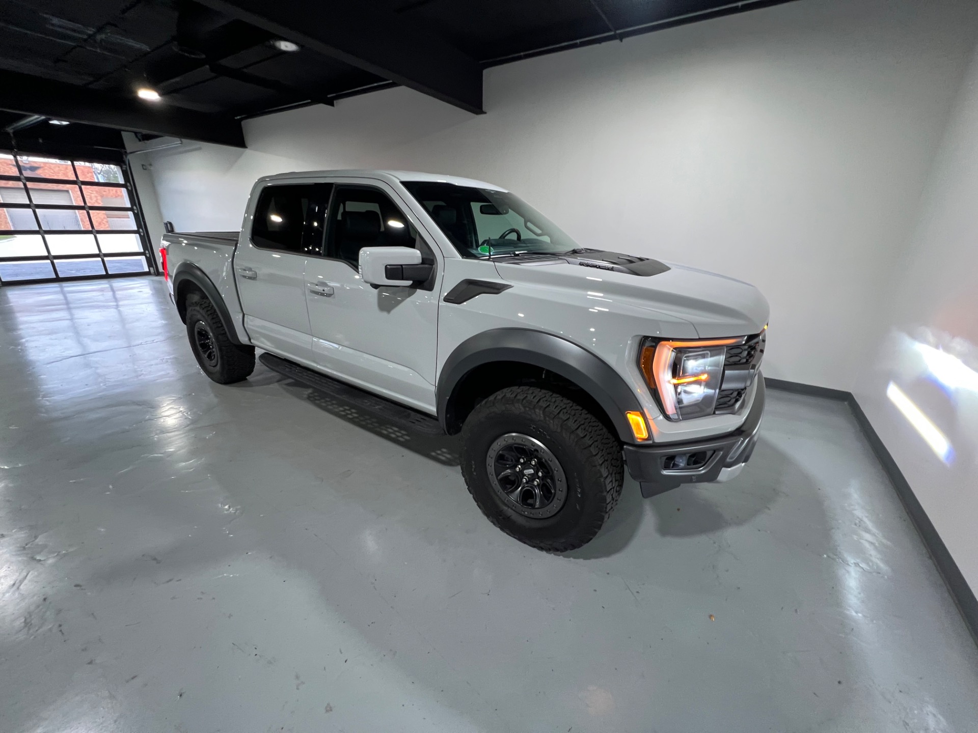 Used 2023 Avalanche Gray Ford F-150 RAPTOR 4X4 4DR SUPERCREW 5.5FT SB ...