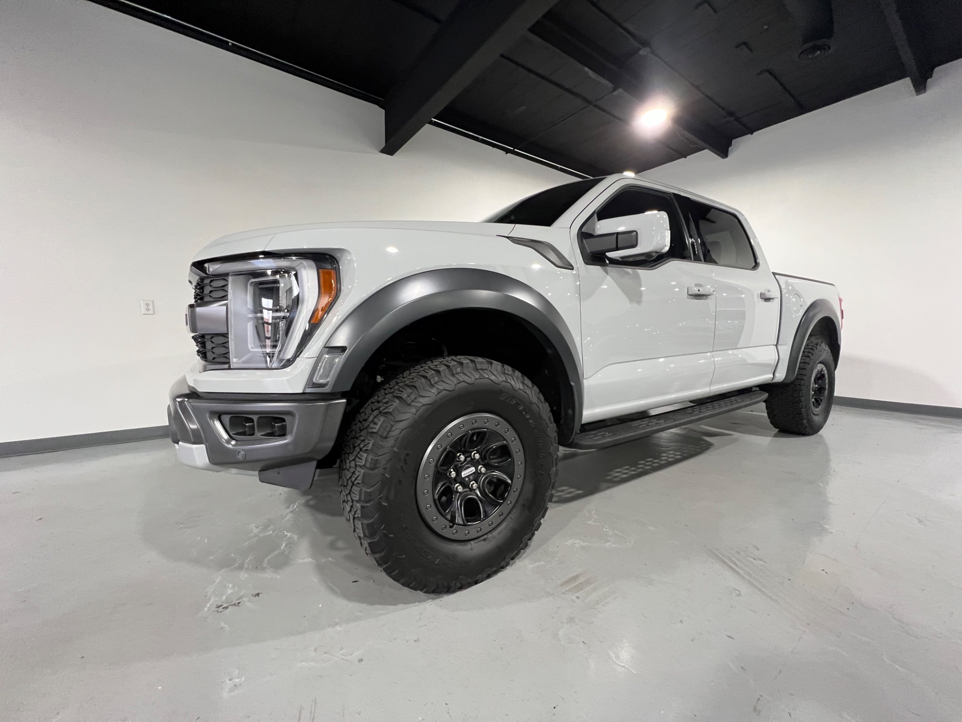 Used 2023 Avalanche Gray Ford F-150 RAPTOR 4X4 4DR SUPERCREW 5.5FT SB ...