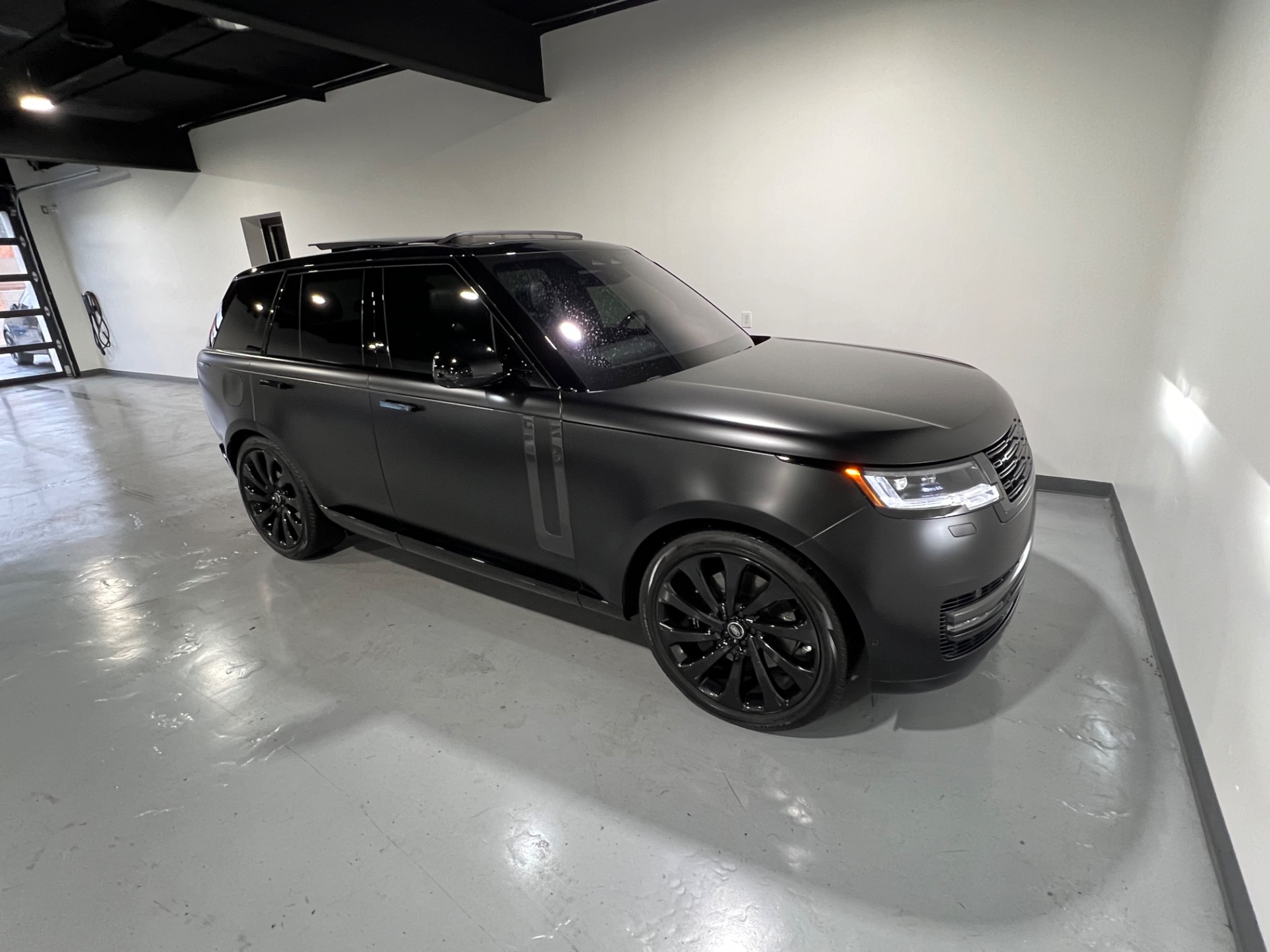 Used 2023 Santorini Black Metallic Land Rover Range Rover P530 SE V8 S ...