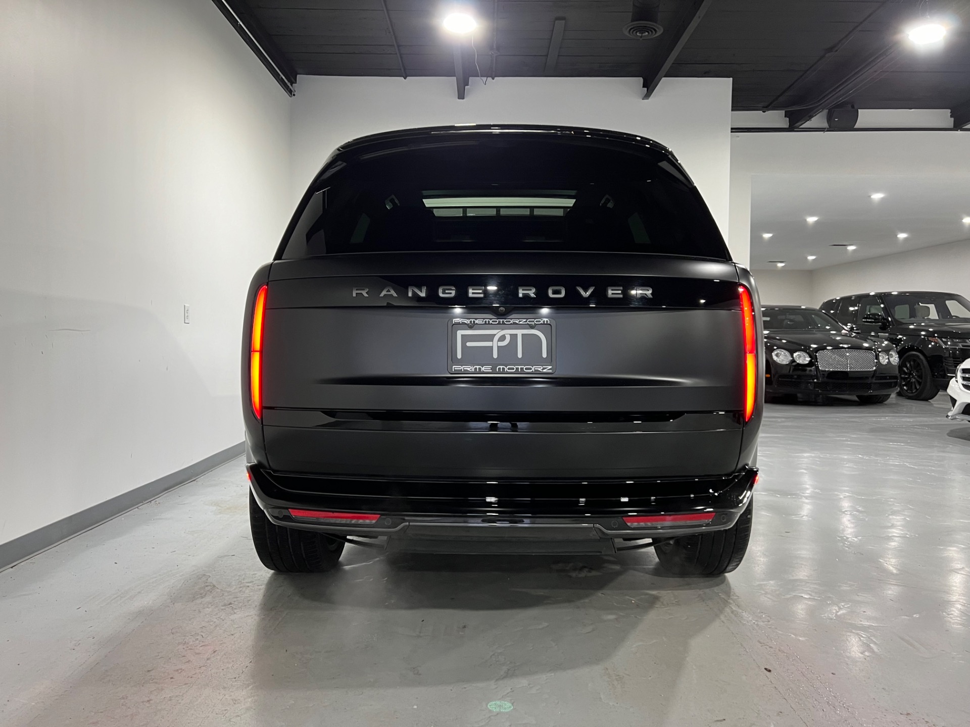 Used 2023 Santorini Black Metallic Land Rover Range Rover P530 SE V8 S ...