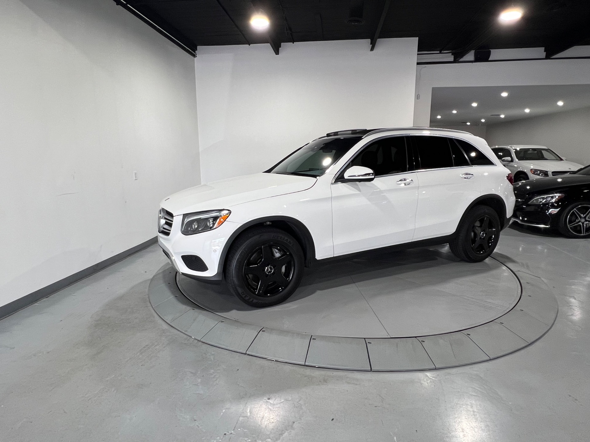 Used 2018 Polar White Mercedes-Benz GLC 300 4MATIC 4DR SUV AWD GLC 300 ...