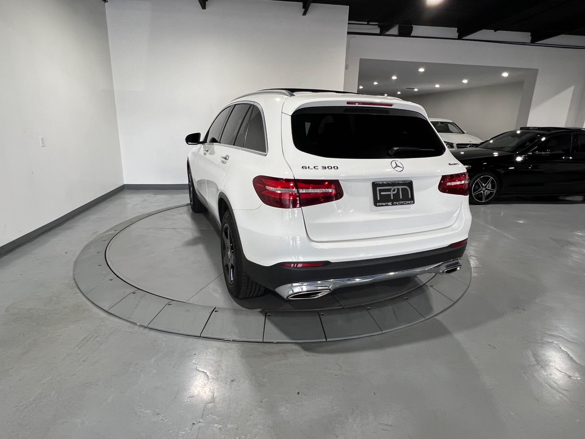 Used 2018 Polar White Mercedes-Benz GLC 300 4MATIC 4DR SUV AWD GLC 300 ...