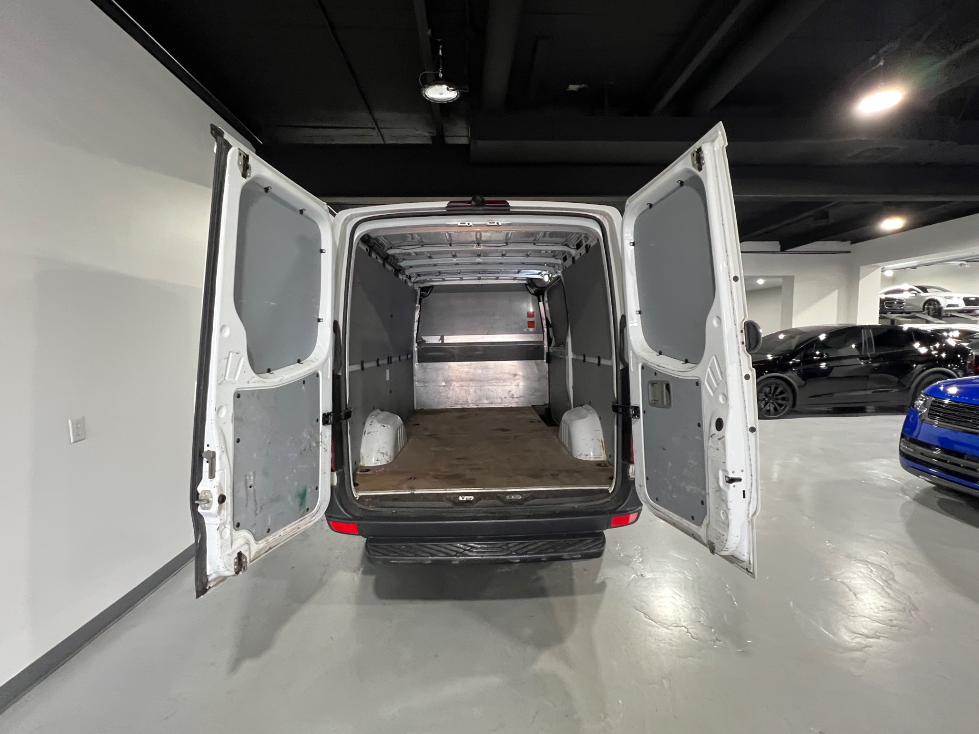 Used 2015 Arctic White Mercedes-Benz Sprinter 2500 6 Cyl Diesel 144 WB ...