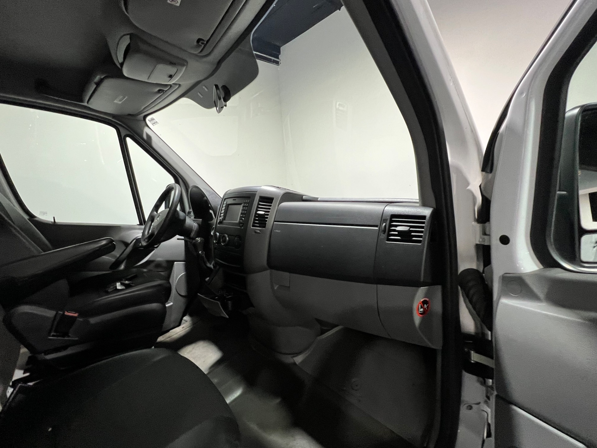 Used 2015 Arctic White Mercedes-Benz Sprinter 2500 6 Cyl Diesel 144 WB ...