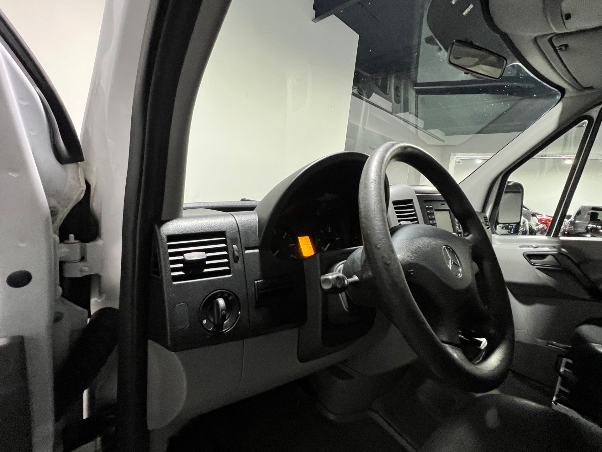 Used 2015 Arctic White Mercedes-Benz Sprinter 2500 6 Cyl Diesel 144 WB ...