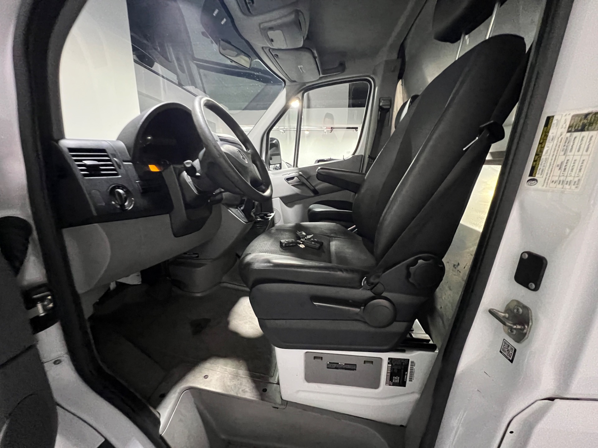 Used 2015 Arctic White Mercedes-Benz Sprinter 2500 6 Cyl Diesel 144 WB ...
