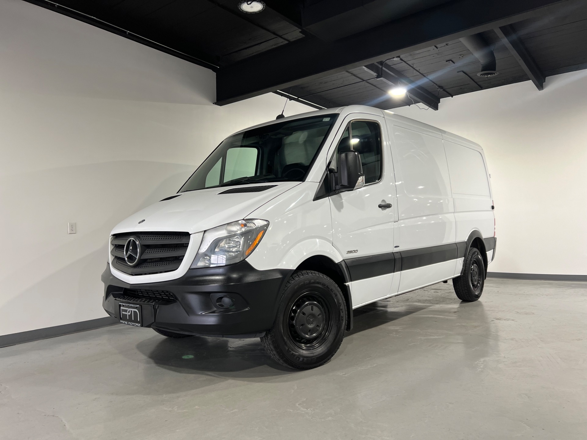 Used 2015 Arctic White Mercedes-Benz Sprinter 2500 6 Cyl Diesel 144 WB ...