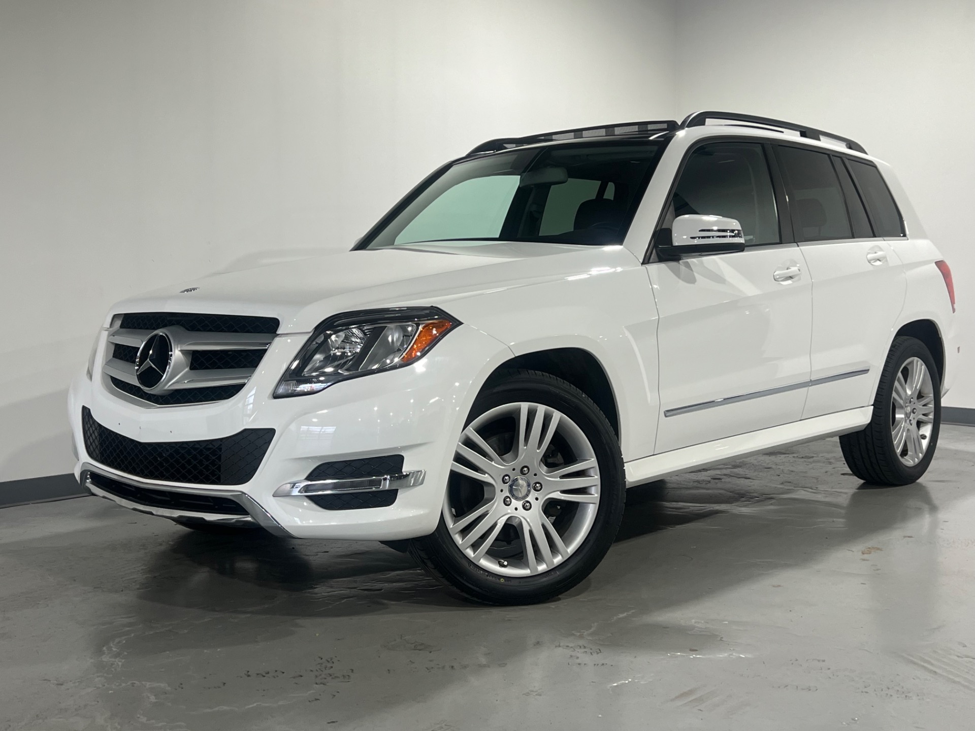 Used 2015 Polar White Mercedes-Benz GLK 350 awd GLK 350 4MATIC For Sale ...
