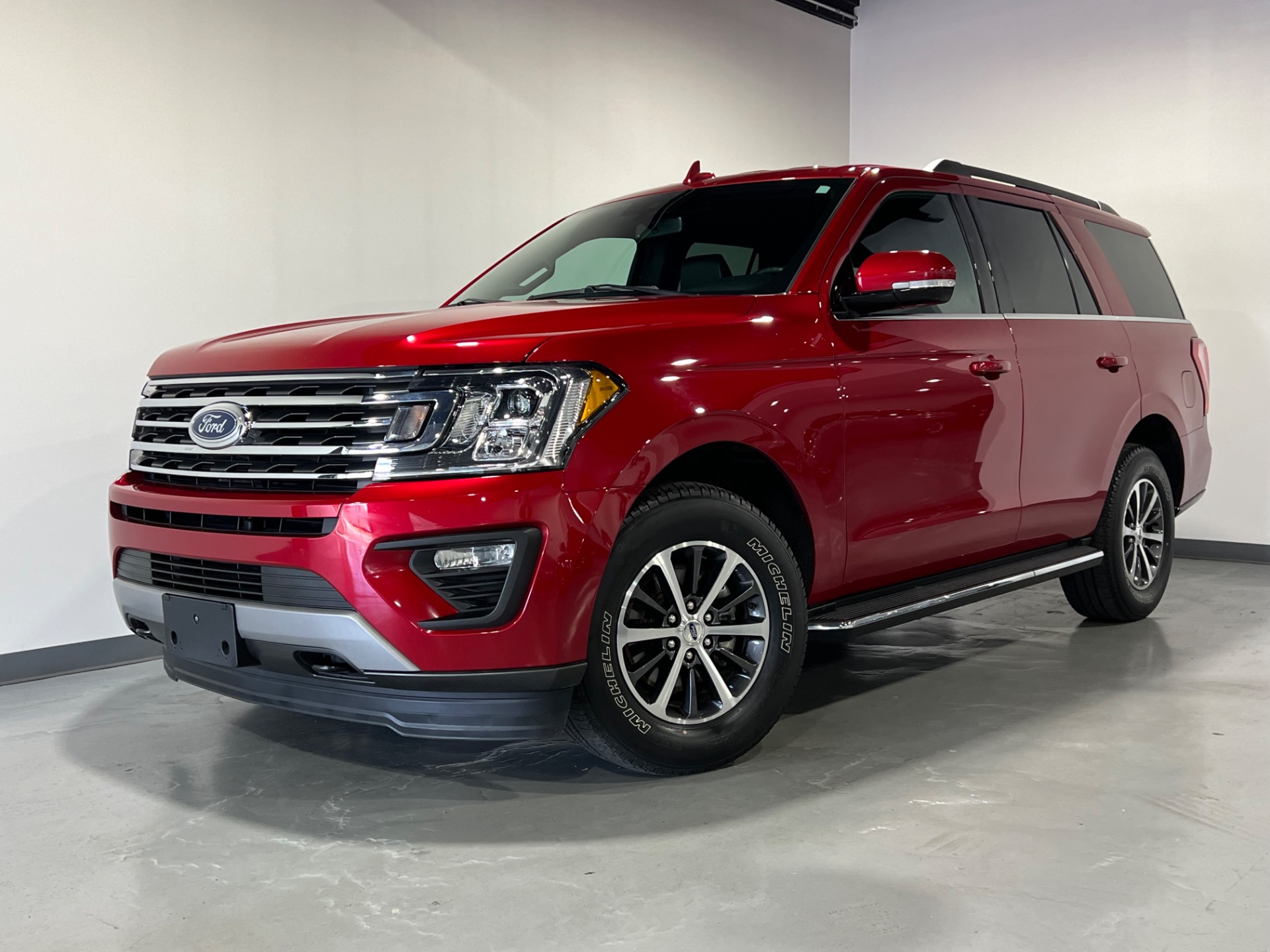 Used 2021 Rapid Red Metallic Tinted Clearcoat Ford Expedition XLT 4X4 ...