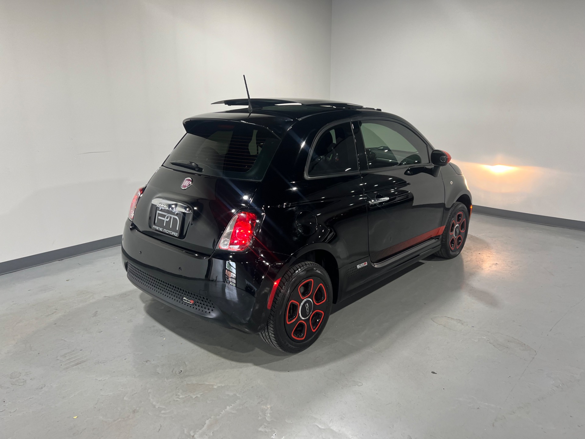 Used 2017 Nero Puro FIAT 500e Sport Sport Electric For Sale (Sold ...