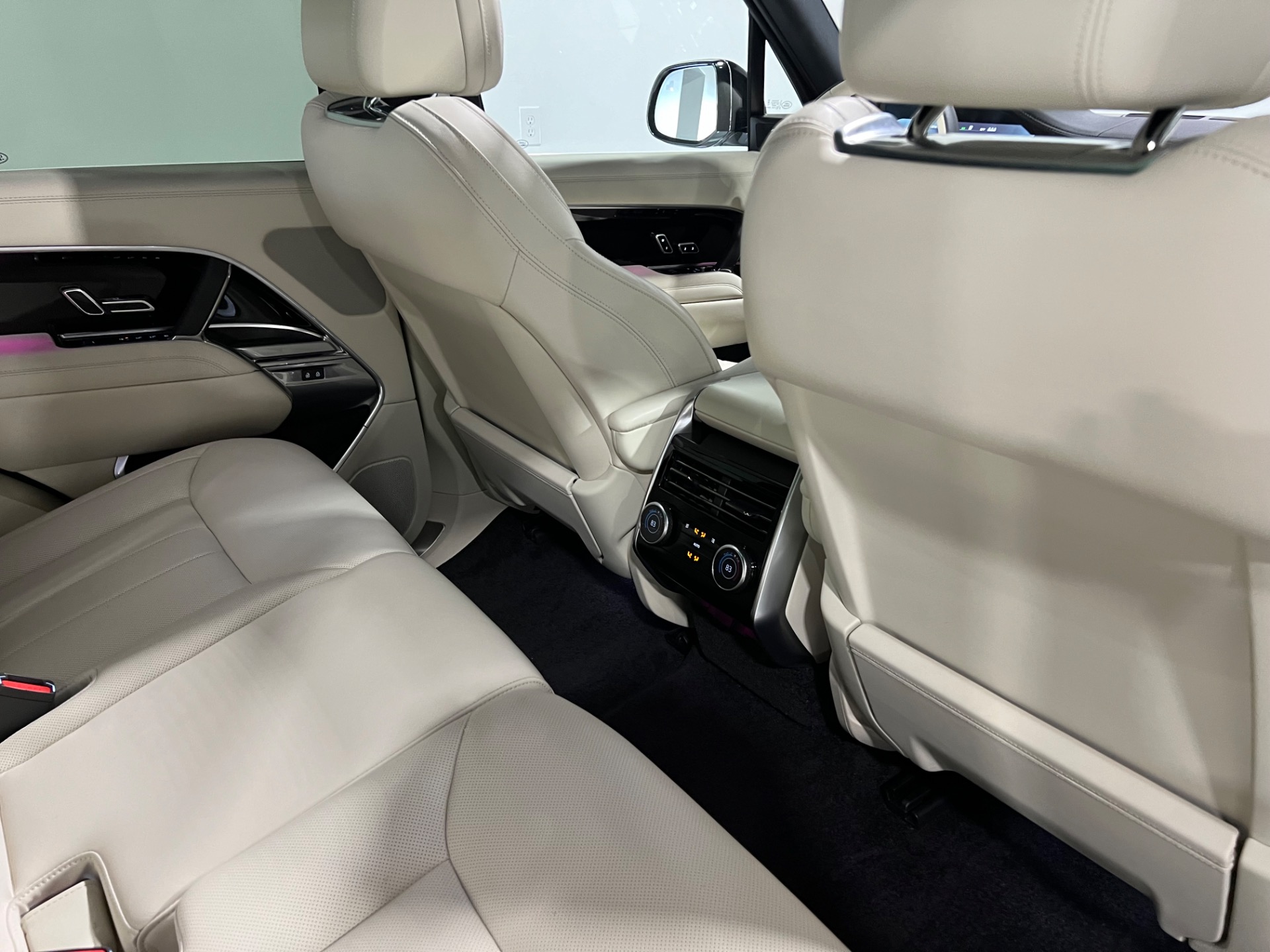 Used 2023 Fuji White Land Rover Range Rover P530 AWD P530 SE For Sale ...