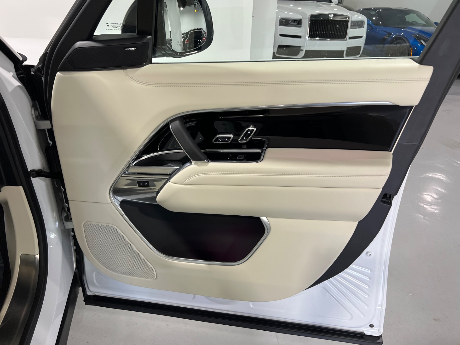 Used 2023 Fuji White Land Rover Range Rover P530 AWD P530 SE For Sale ...