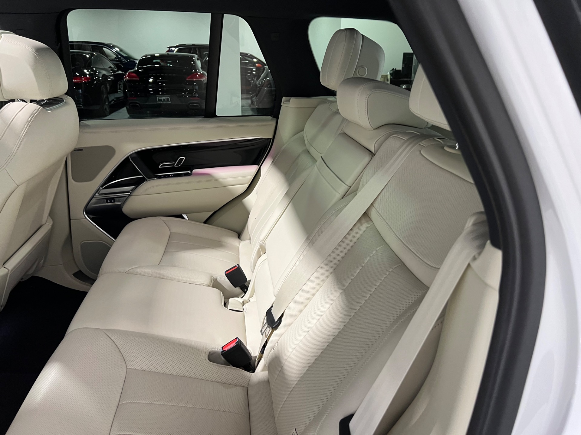 Used 2023 Fuji White Land Rover Range Rover P530 AWD P530 SE For Sale ...