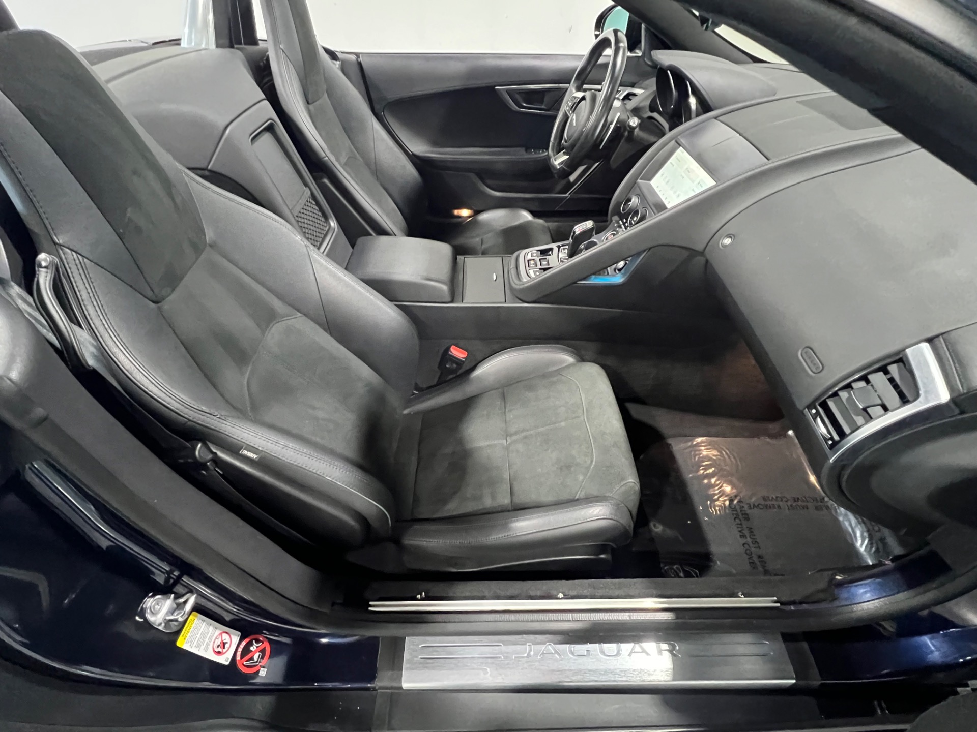 Used 2019 Loire Blue Metallic Jaguar F-TYPE P300 CONVERTIBLE P300 For ...