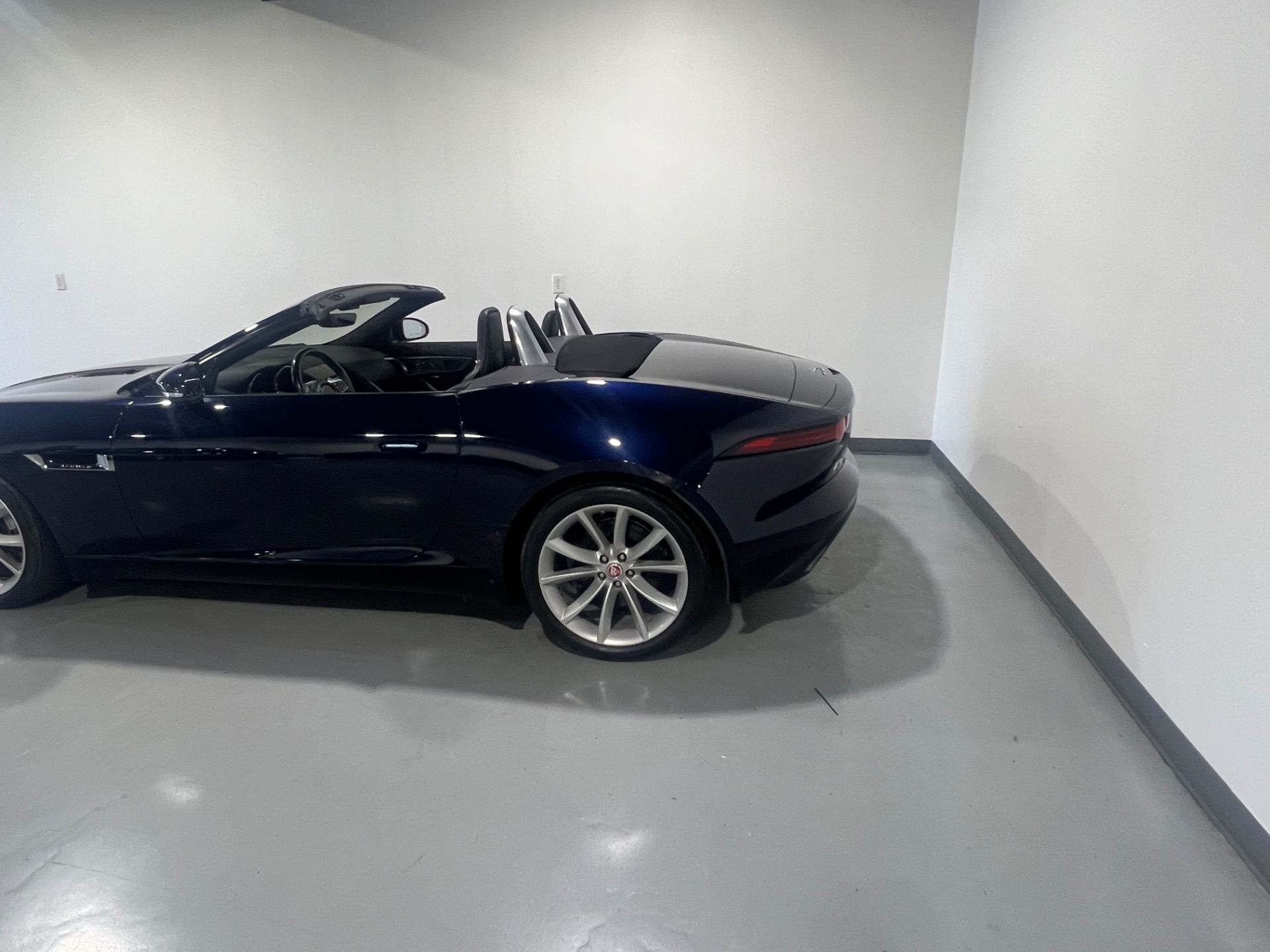 Used 2019 Loire Blue Metallic Jaguar F-TYPE P300 CONVERTIBLE P300 For ...