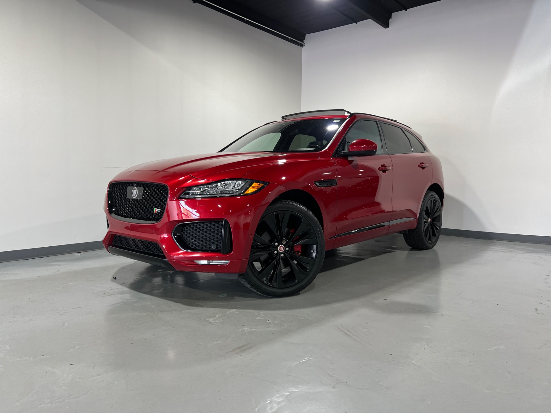 Used 2019 Firenze Red Metallic Jaguar F-PACE S AWD S For Sale (Sold ...