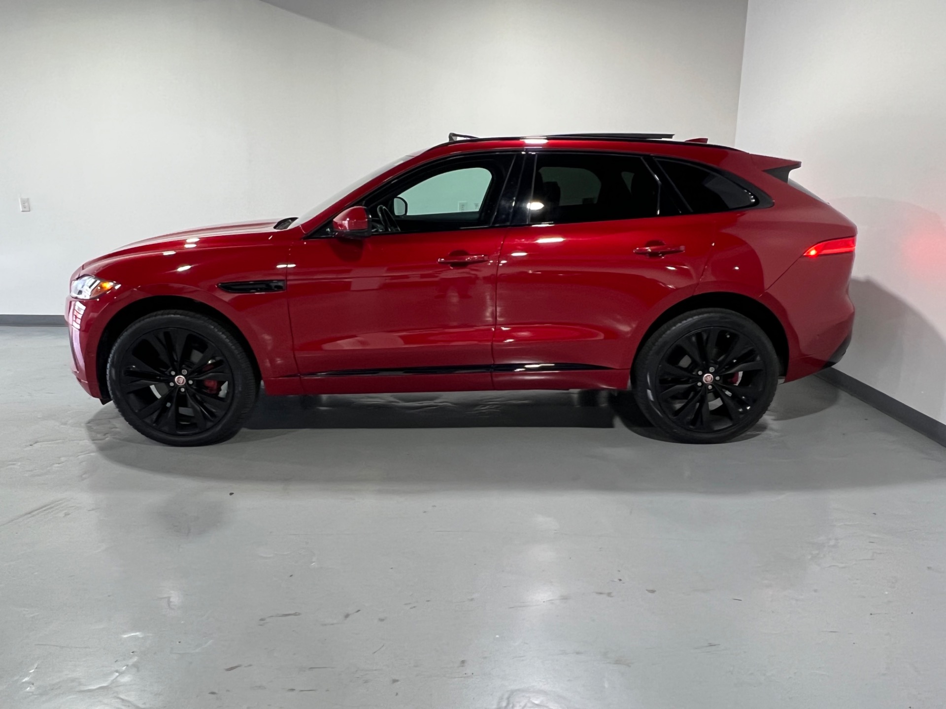 Used 2019 Firenze Red Metallic Jaguar F-PACE S AWD S For Sale (Sold ...